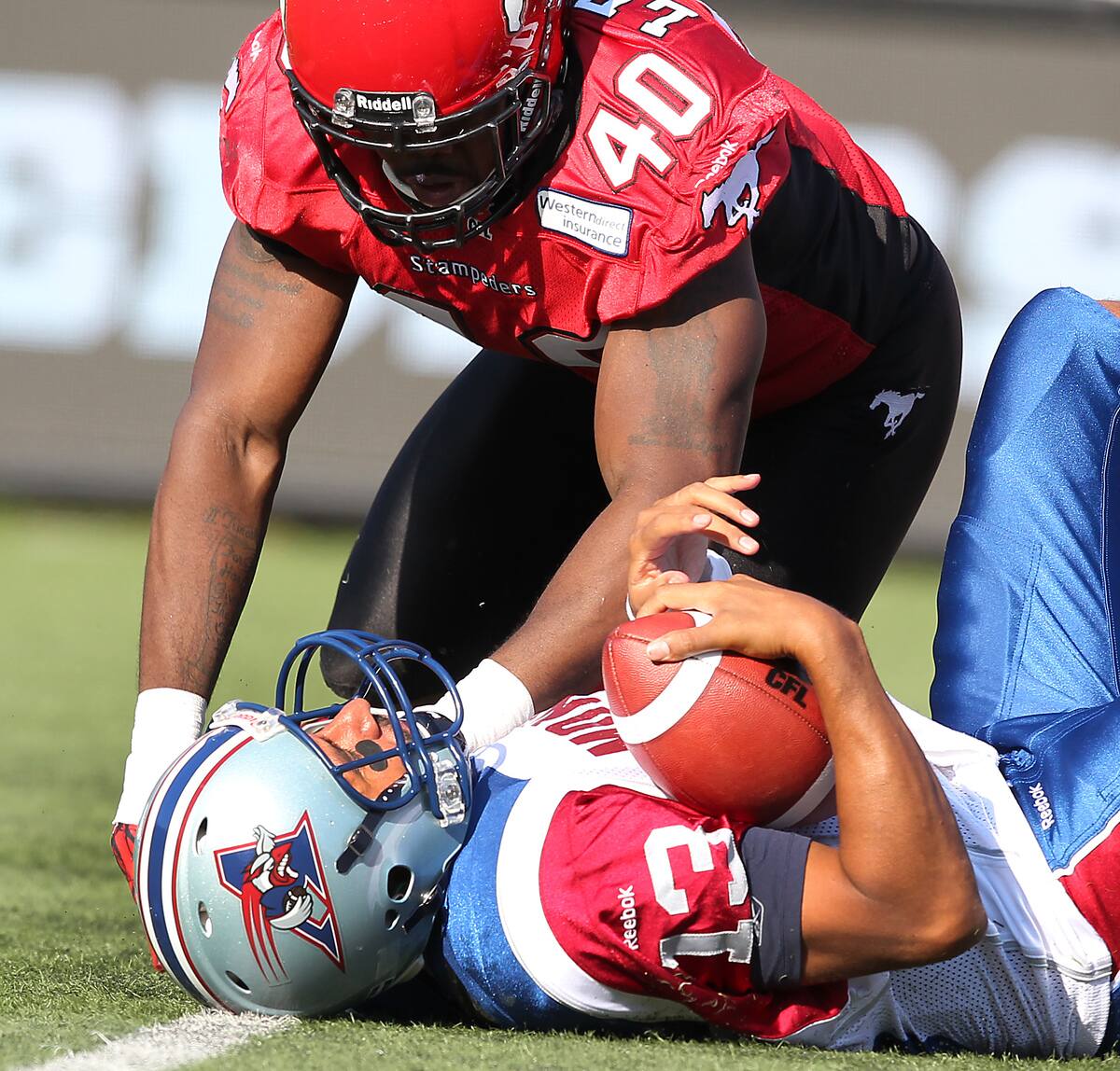[EN PHOTOS] Quand Anthony Calvillo s’est fait malmener par Shawn Lemon ...