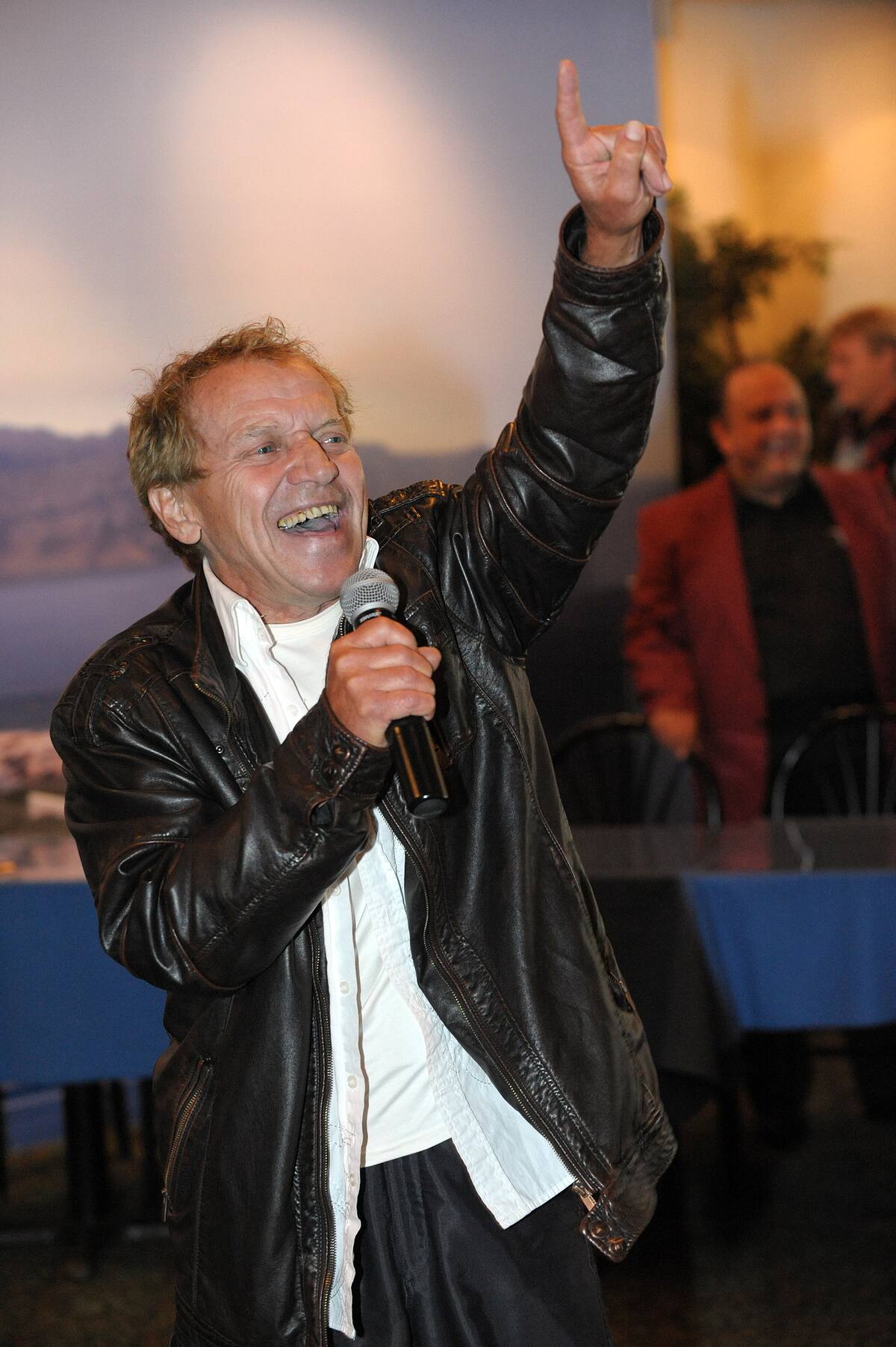 Le chanteur disco québécois Martin Stevens est décédé | TVA Nouvelles