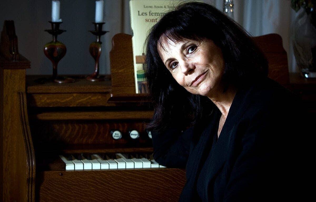 La chanteuse Renée Claude emportée par la COVID-19 | TVA Nouvelles