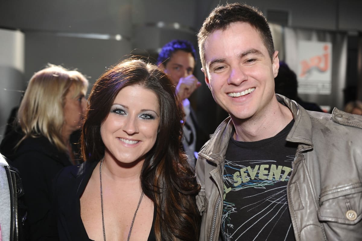 Les Inséparables remportent Chanteurs masqués et leur identité surprend ...