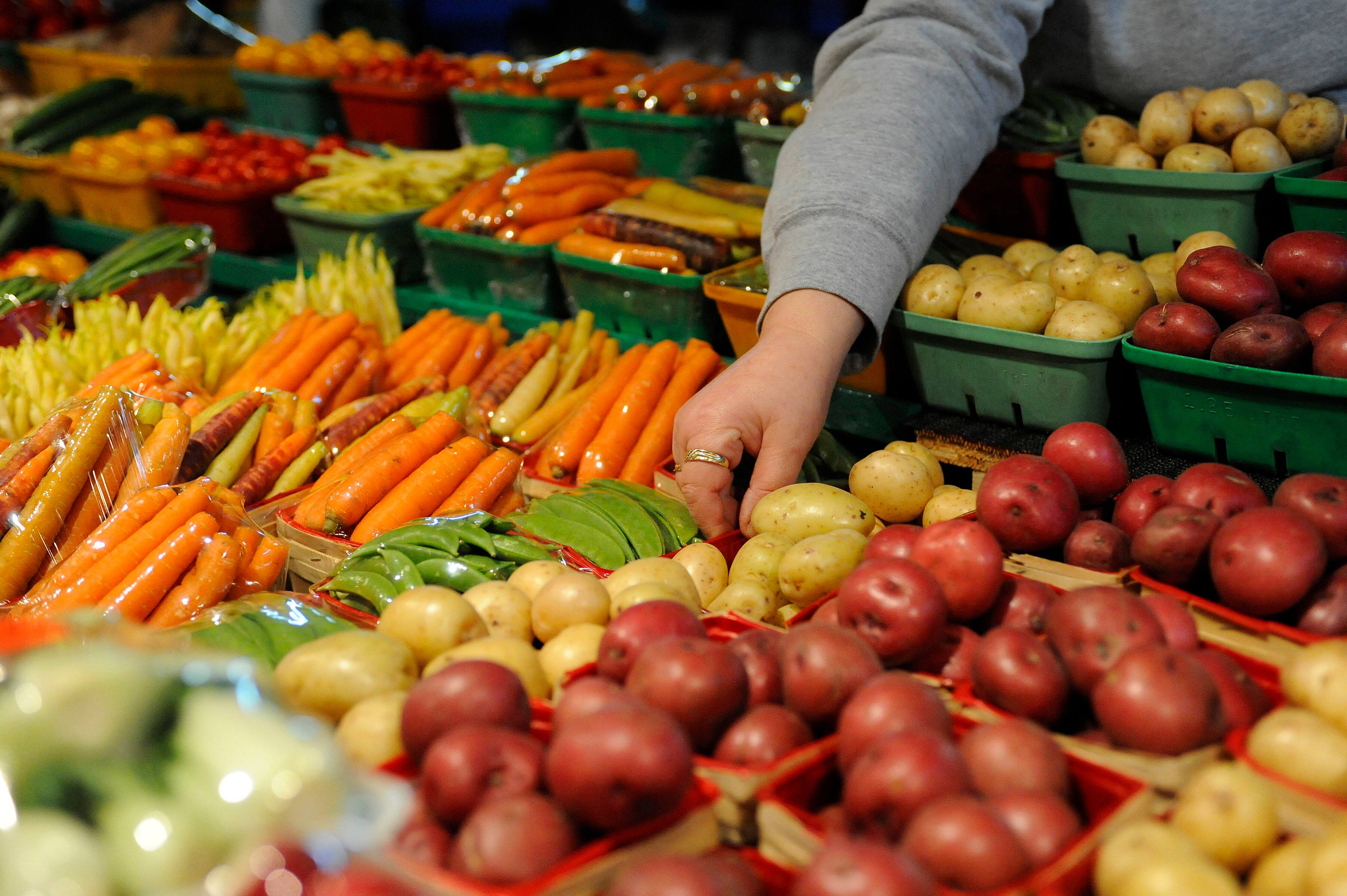 Voici la liste des aliments les plus contaminés aux pesticides | TVA ...