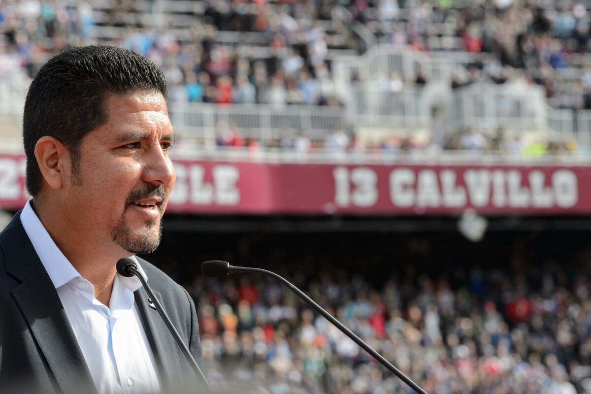 Anthony Calvillo: une vie à Montréal influencée par Larry Smith | JDM
