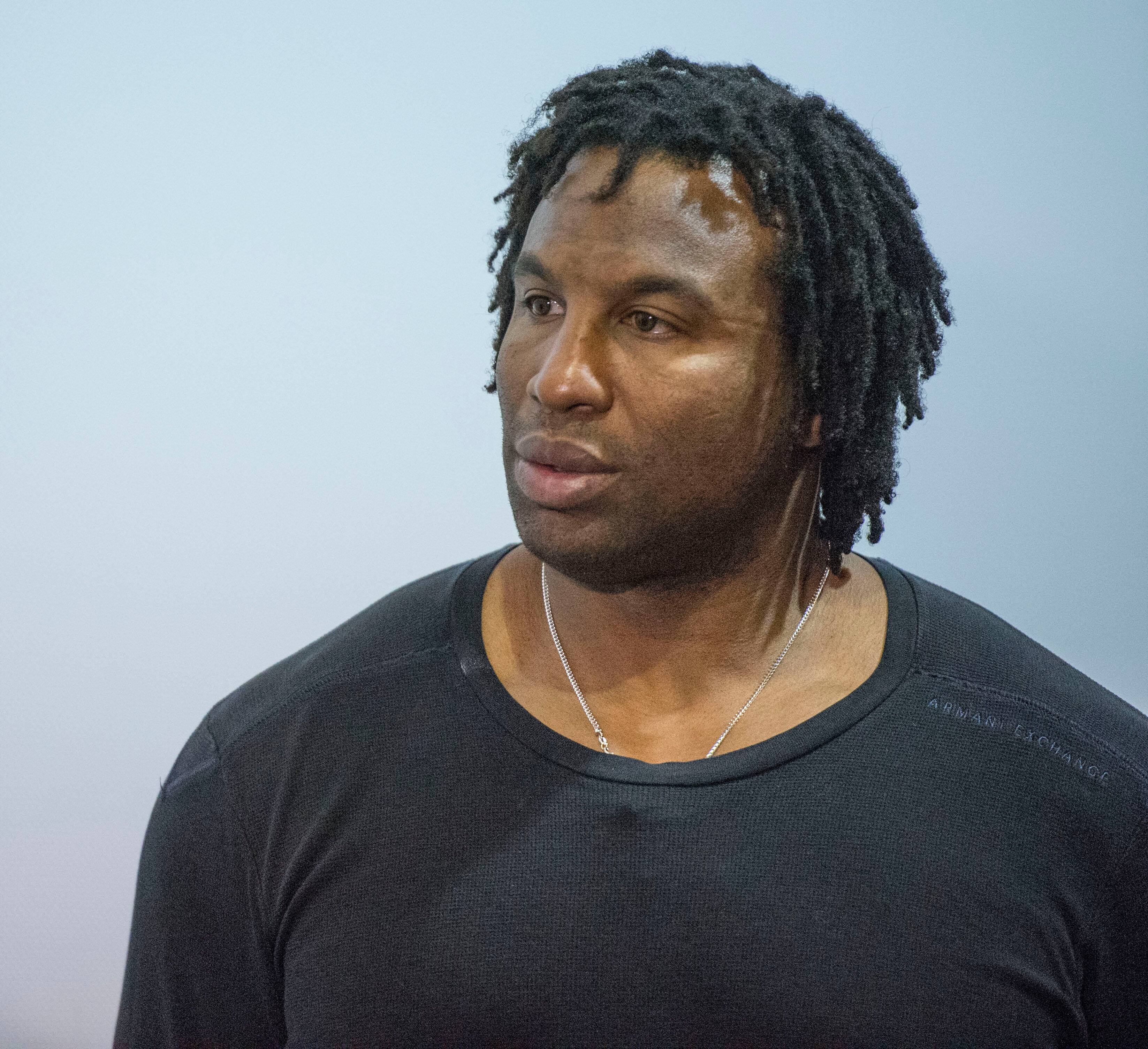 Laraque croit qu'il aurait pu devenir fou | JDM