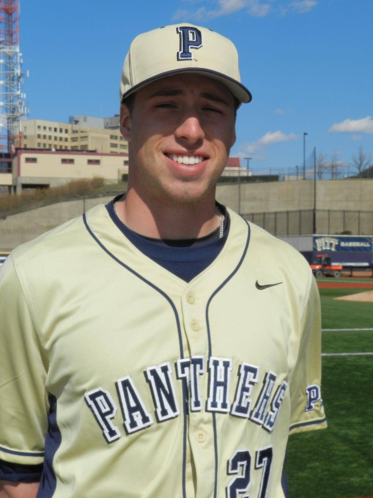 Christopher Pouliot: une «patte gauche» à surveiller | JDQ