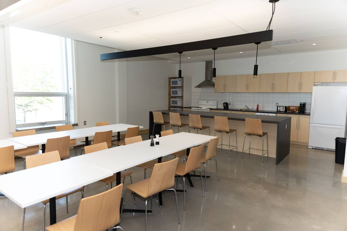 [PHOTOS] Découvrez le premier lab-école inauguré à Québec | JDQ