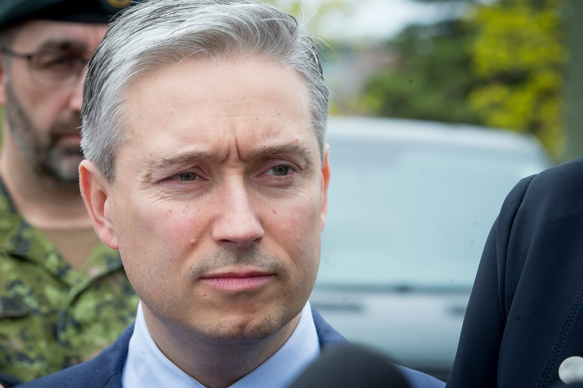 André Gauthier reconnaissant à l'endroit de François-Philippe Champagne ...