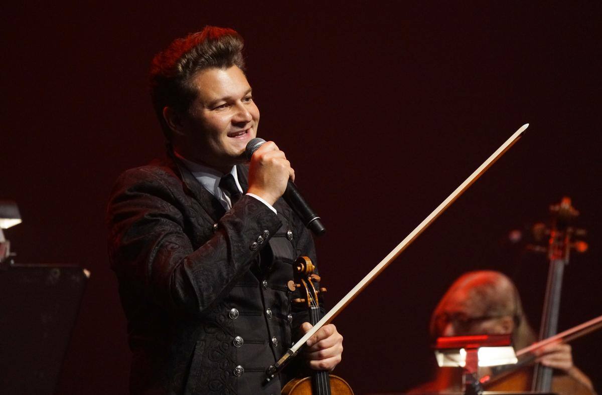 «Stradivarius BaROCK»: Alexandre Da Costa jazze les classiques | JDM