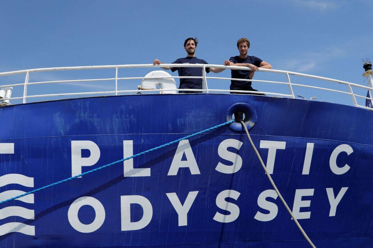 Le navire Plastic Odyssey démarre un tour du monde contre la pollution ...