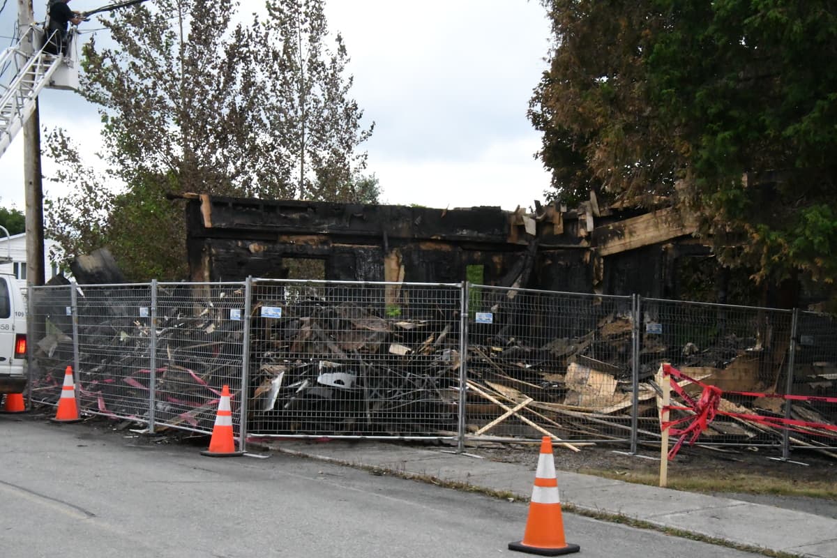 Trois incendies criminels en deux jours: un poste de commandement ...
