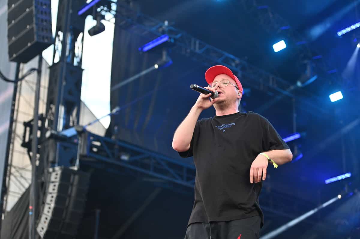 [EN IMAGES] Loud au FEQ: une grande fête du rap québécois | JDM