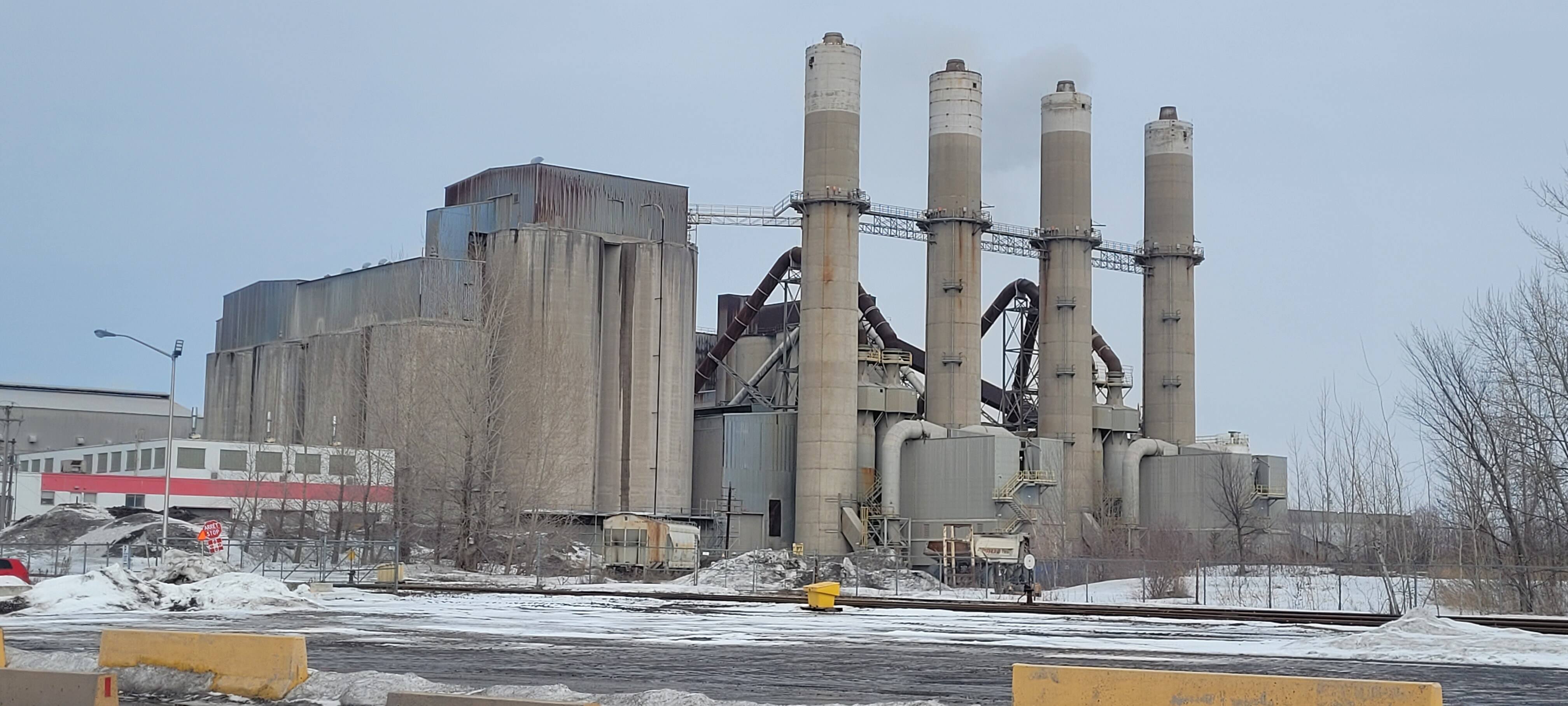 Acquisition de la cimenterie de Joliette: Béton Provincial veut y aller ...