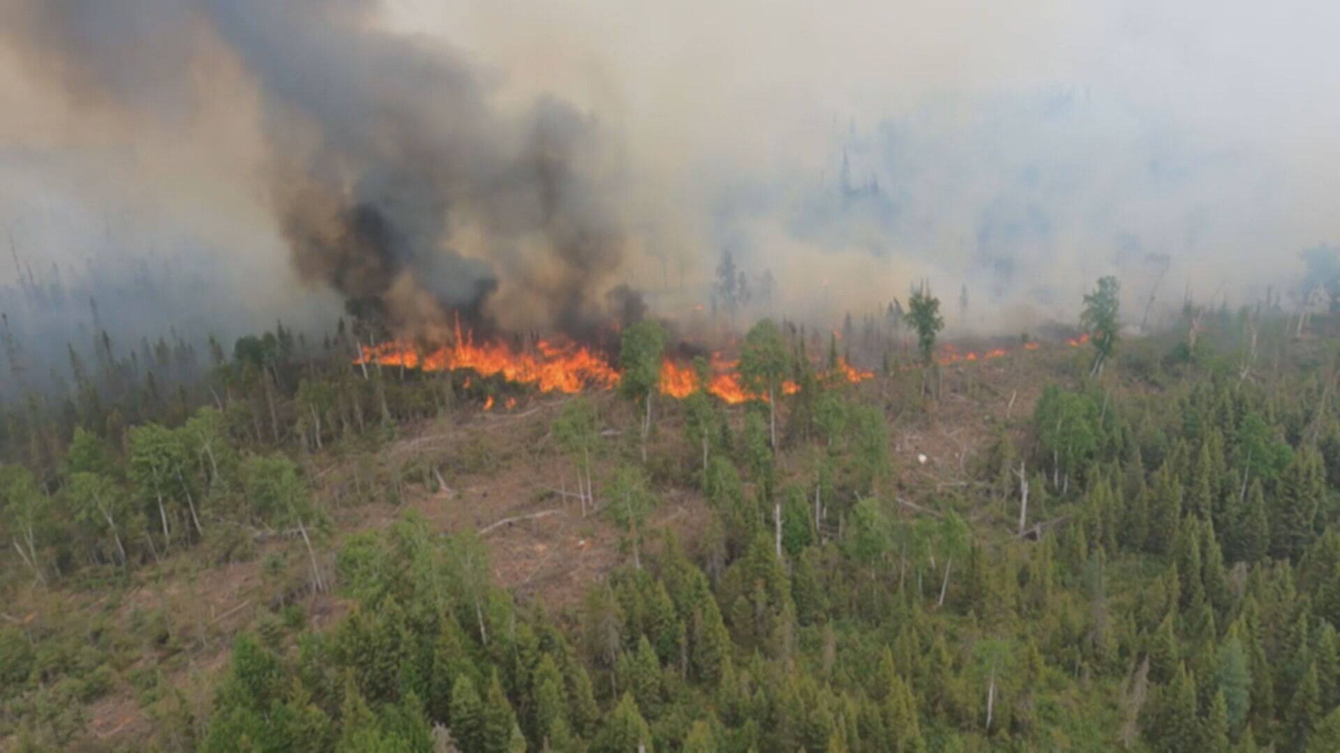 Incendies historiques: les citoyens de Mistissini forcés d'évacuer ...