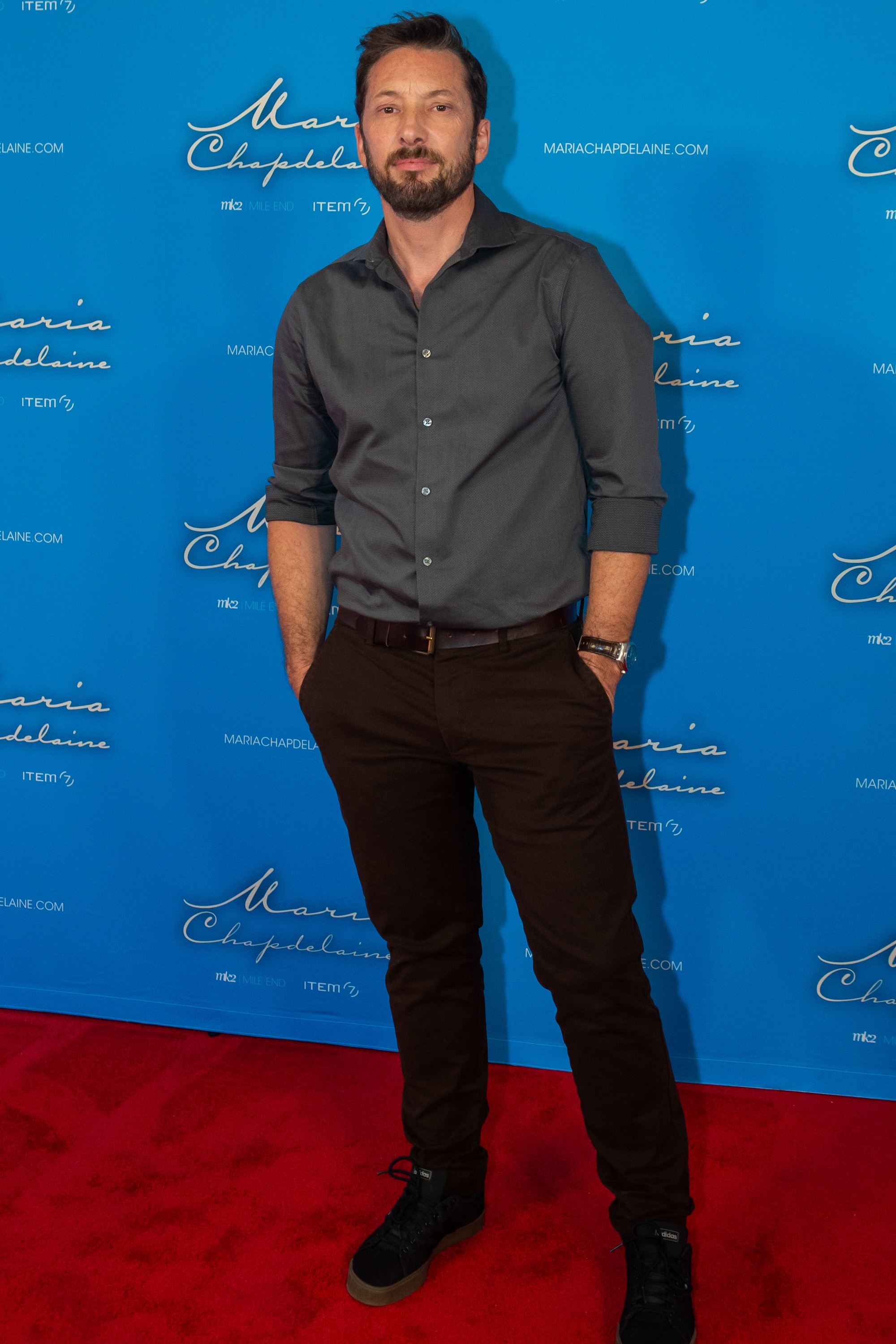 Danny Gilmore fait une première sortie publique avec sa nouvelle ...