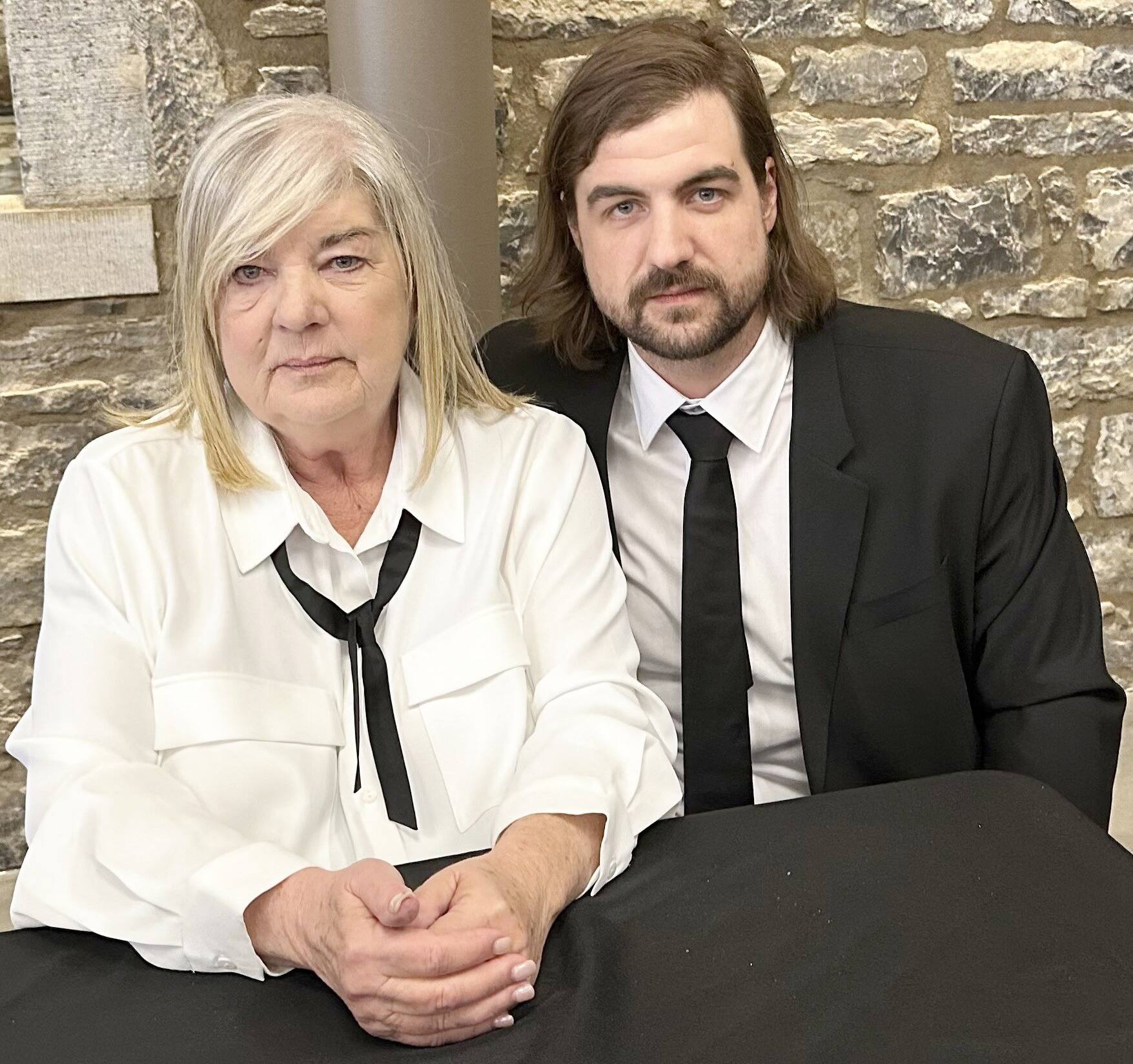 Bonsoir, mon ami Paul, tu as ta place parmi les étoiles | JDM