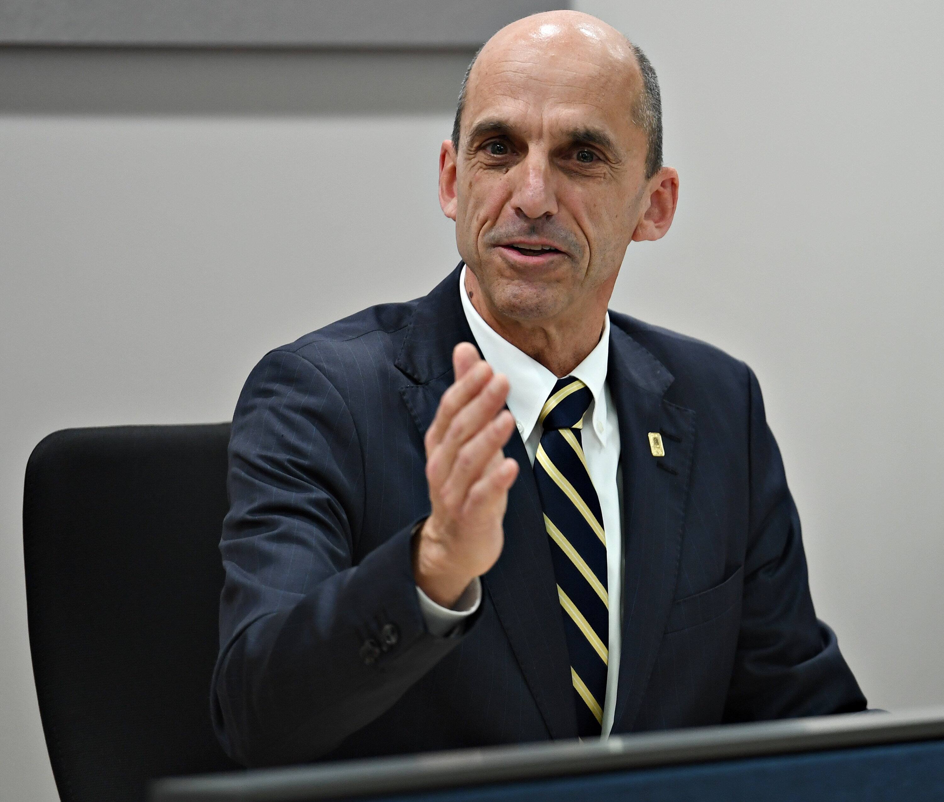 Budget 2026 de Lévis: Steven Blaney dit «soulever toutes les pierres» | JDQ