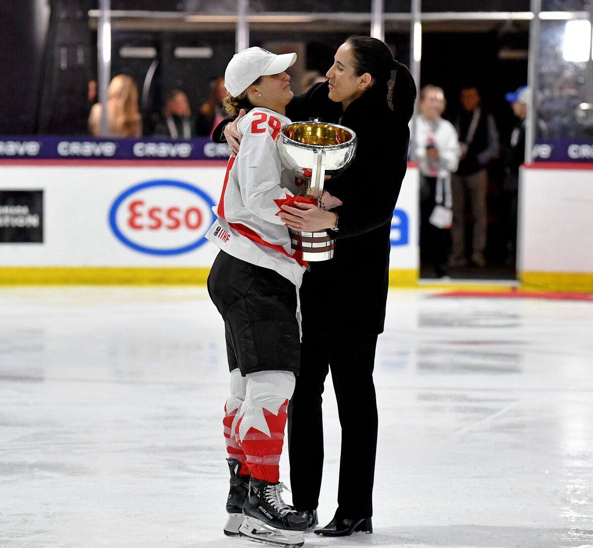 Ann-Renée Desbiens et ses coéquipières anticipent un match «mémorable ...
