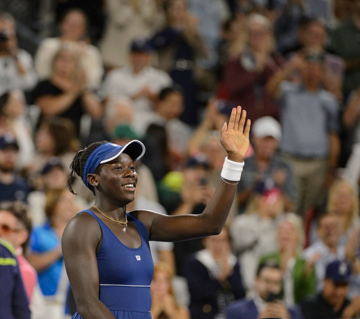 «Explosive», «dans la bonne voie», «gentille»: Victoria Mboko ...