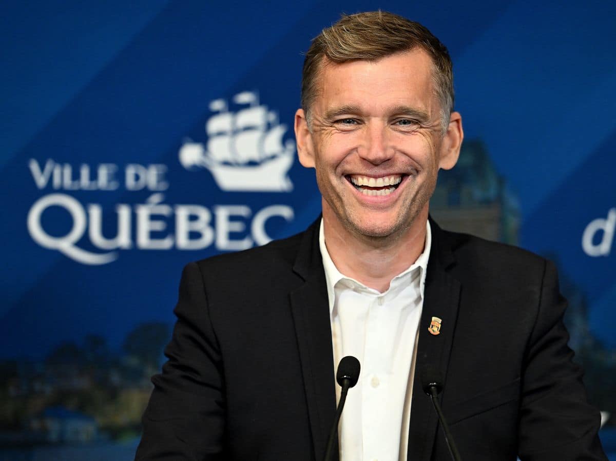 Bruno Marchand satisfait de son salaire de 200 000$ | TVA Nouvelles