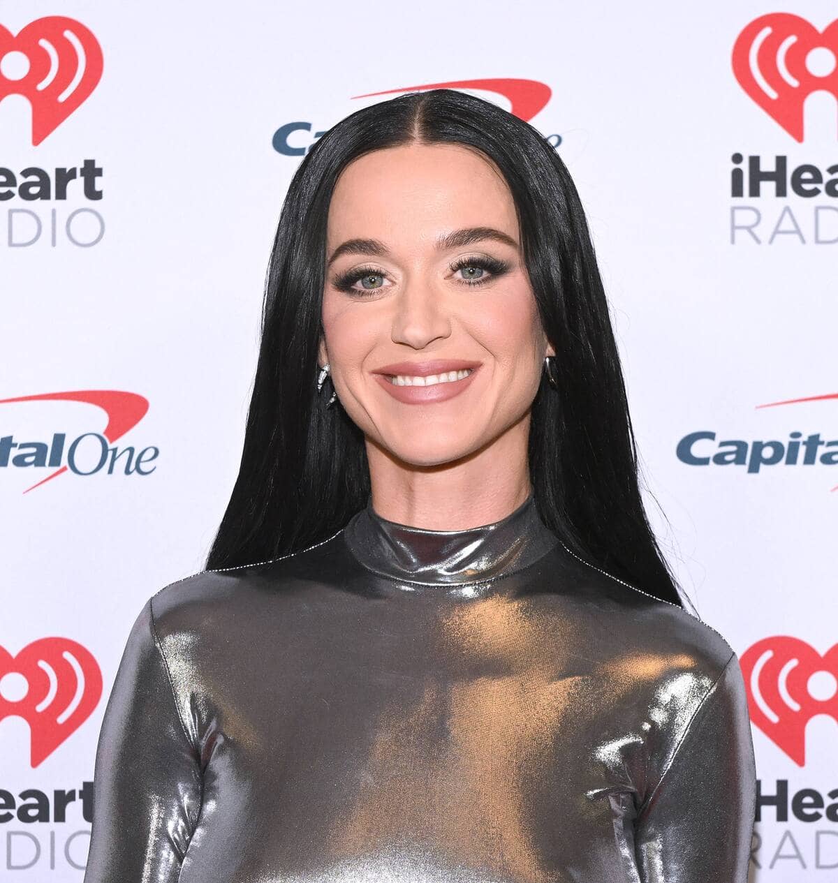 Katy Perry réplique à ses adversaires dans le cadre d'une querelle sur ...
