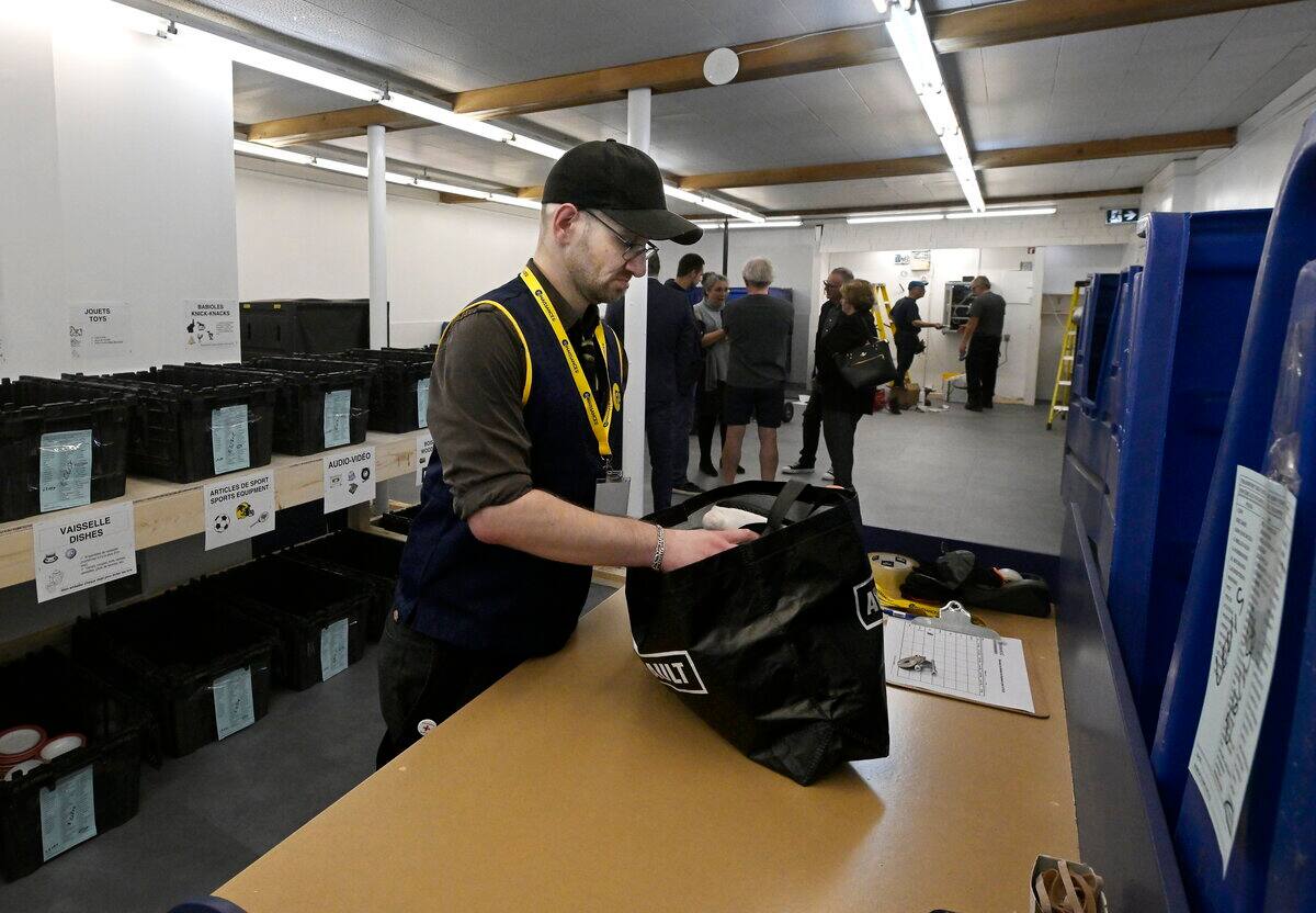 Un centre de dons Renaissance ouvre ses portes à Québec | JDQ