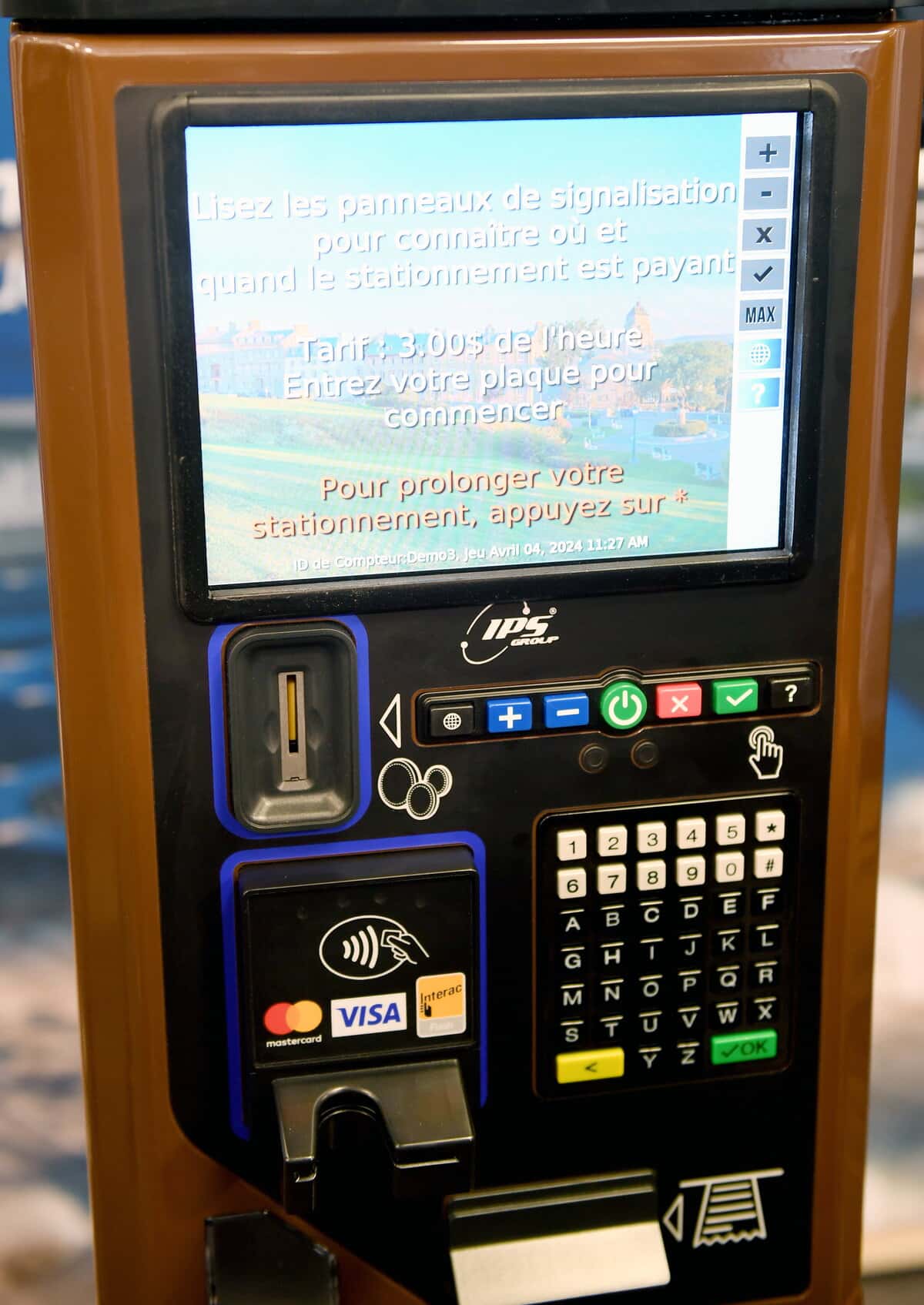 Système de stationnement revampé: de nouvelles bornes dans les rues de ...