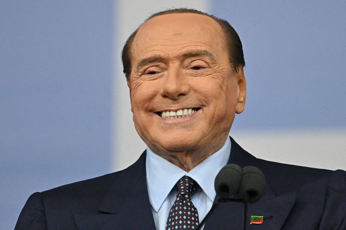 «Bunga bunga»: Silvio Berlusconi acquitté dans un procès pour ...