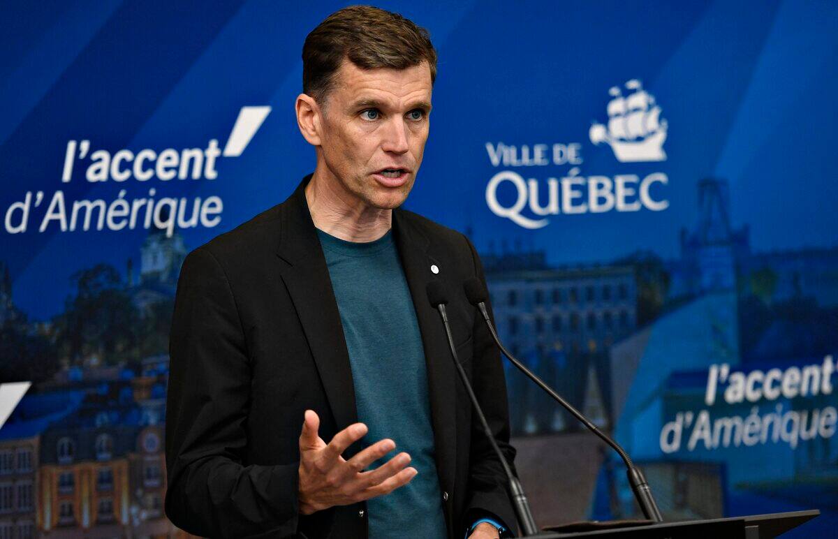 Une première année de mandat se termine pour le maire de Québec Bruno ...