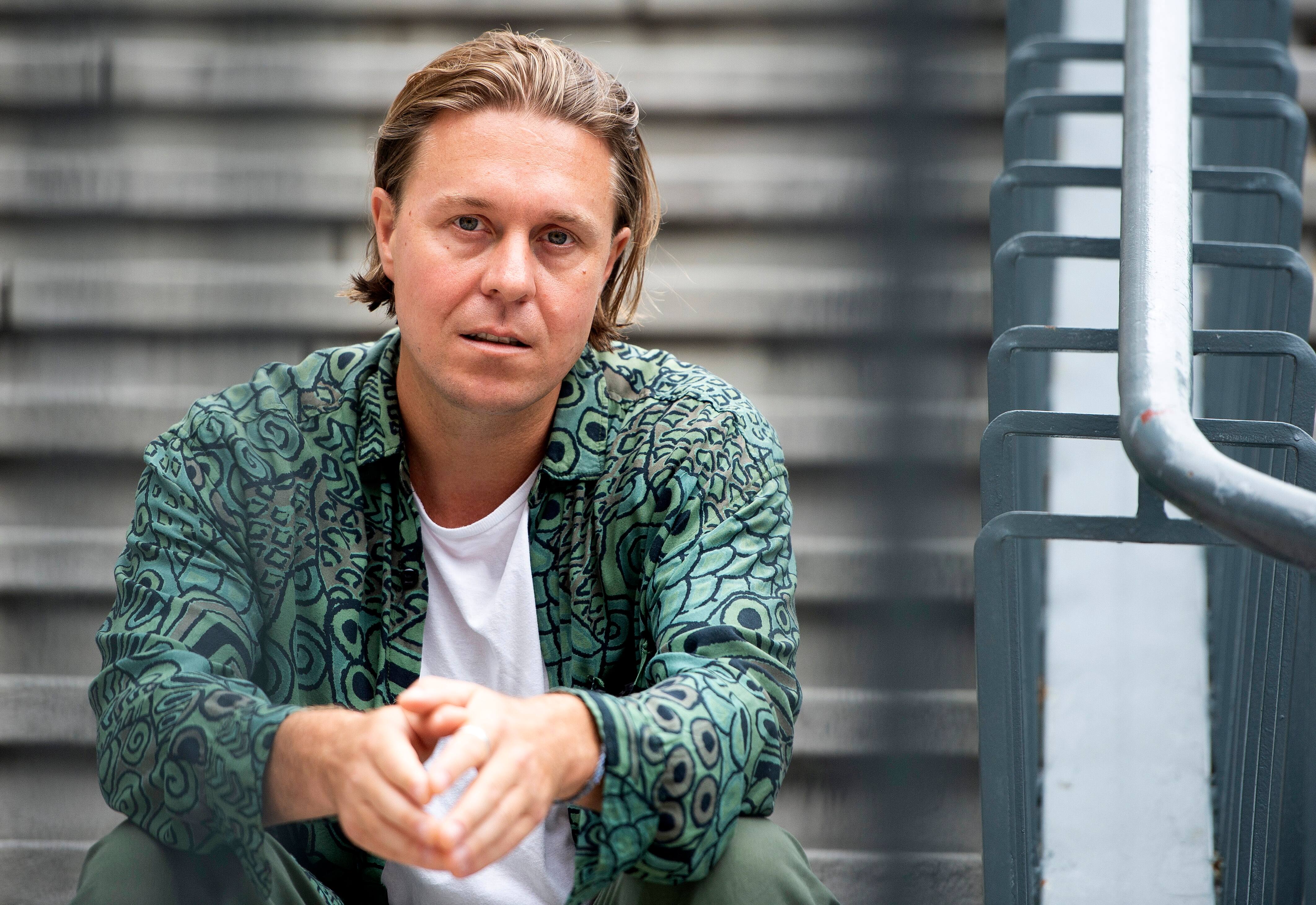 «Toutes ces chansons m’ont redonné la joie des débuts», confie Jon ...