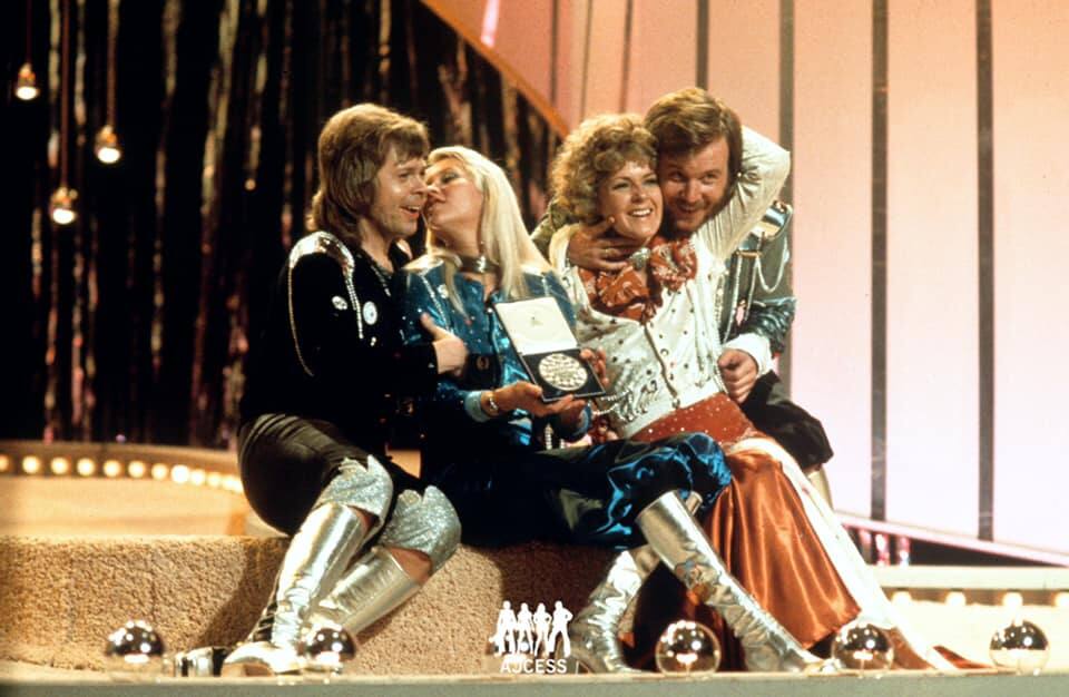 De ABBA à Céline Dion: 5 moments marquants du concours Eurovision | JDQ