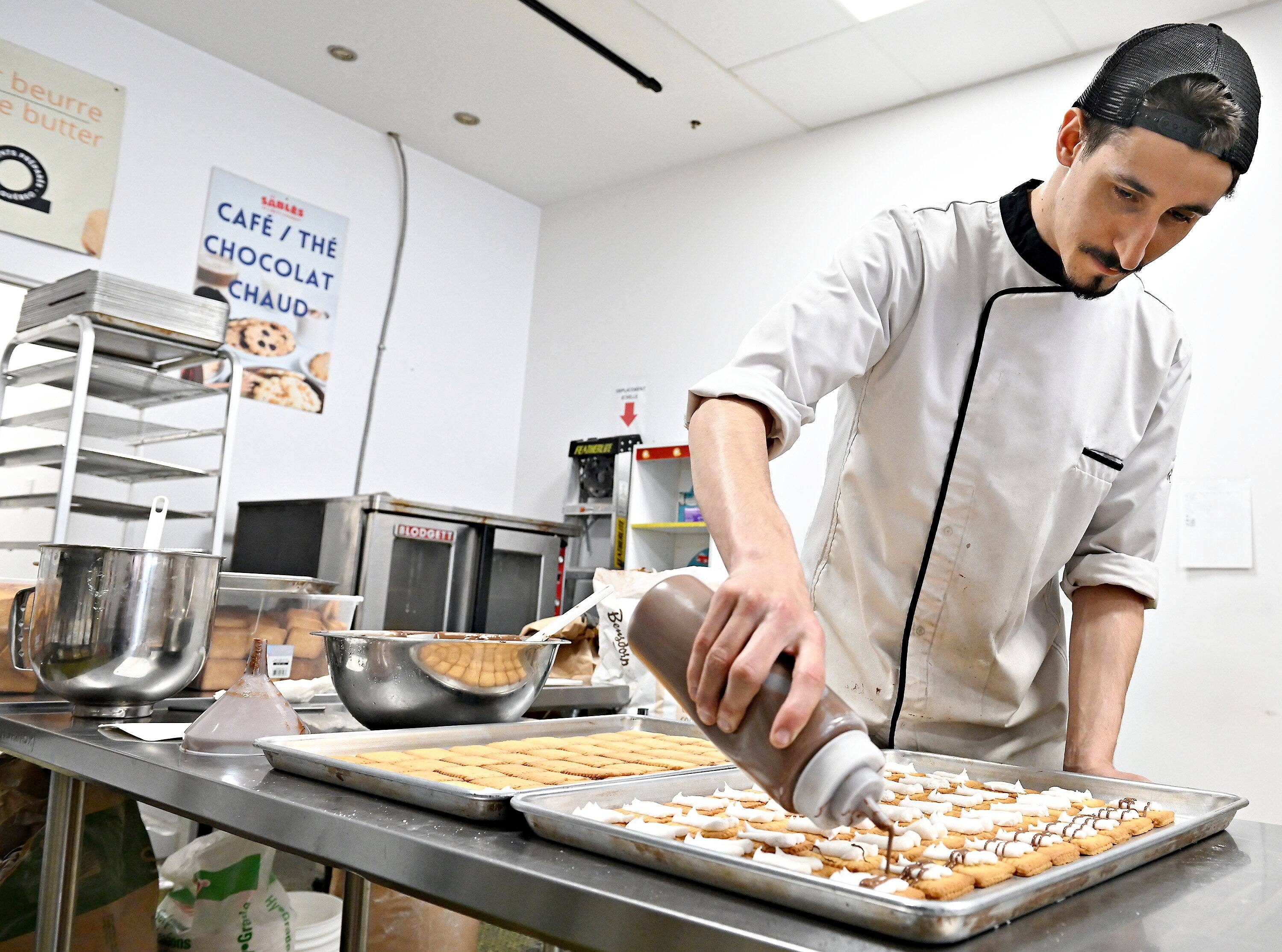 Les biscuits Papineau de l’Osti d’Français pognent en ta’ | JDQ