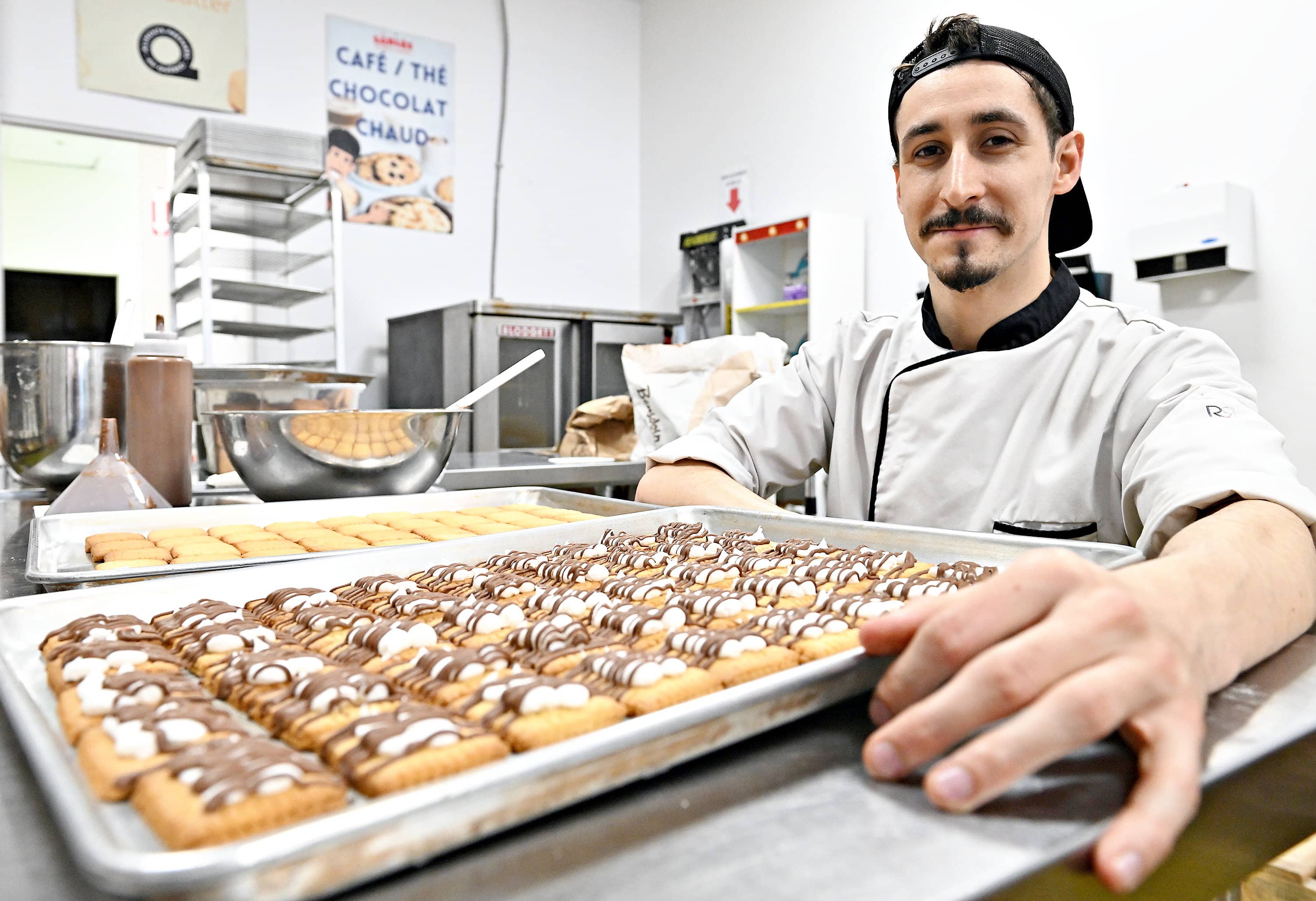 Les biscuits Papineau de l’Osti d’Français pognent en ta’ | TVA Nouvelles