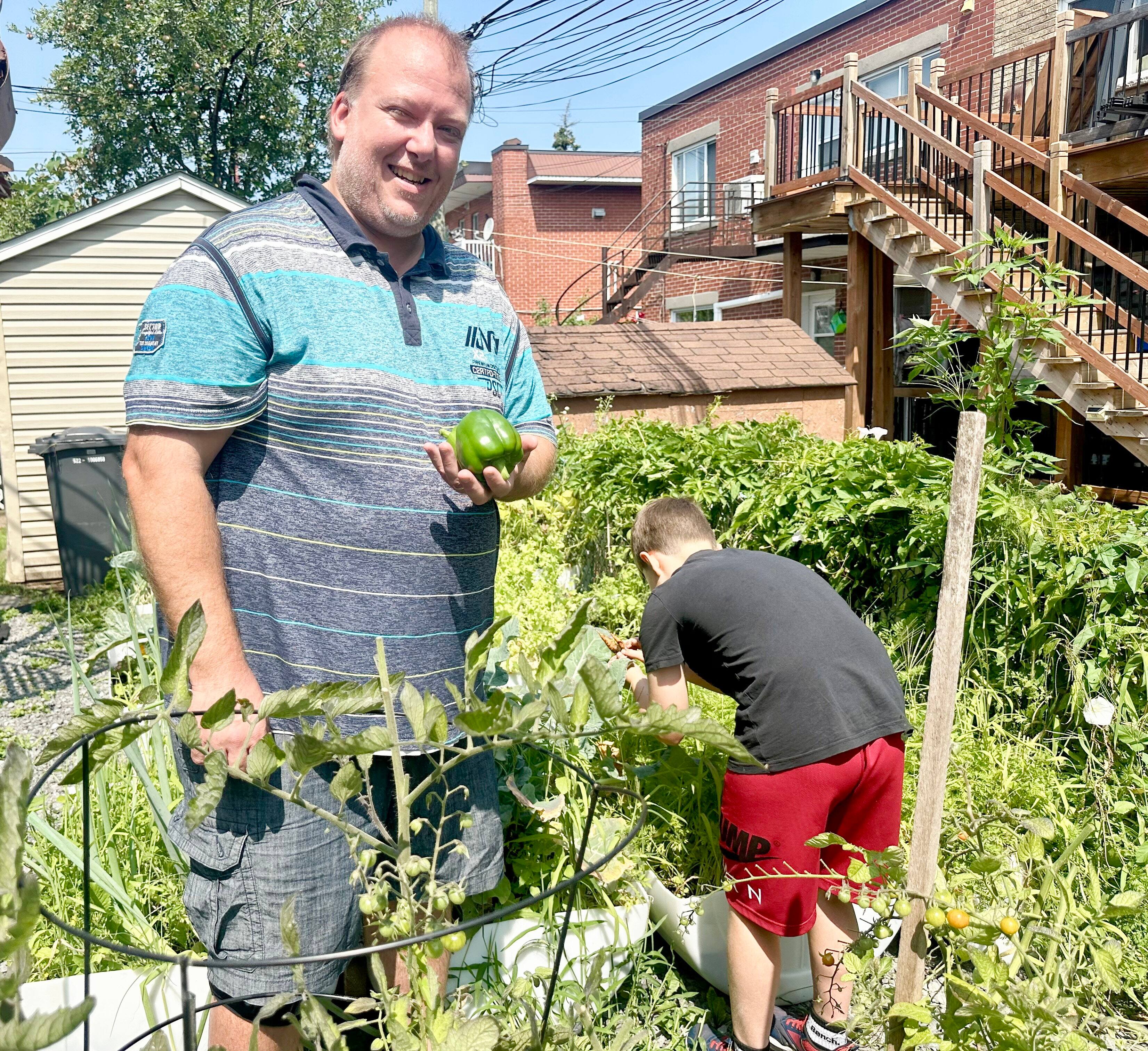 Un cuisinier cultive un potager pour des jeunes de la DPJ | JDM