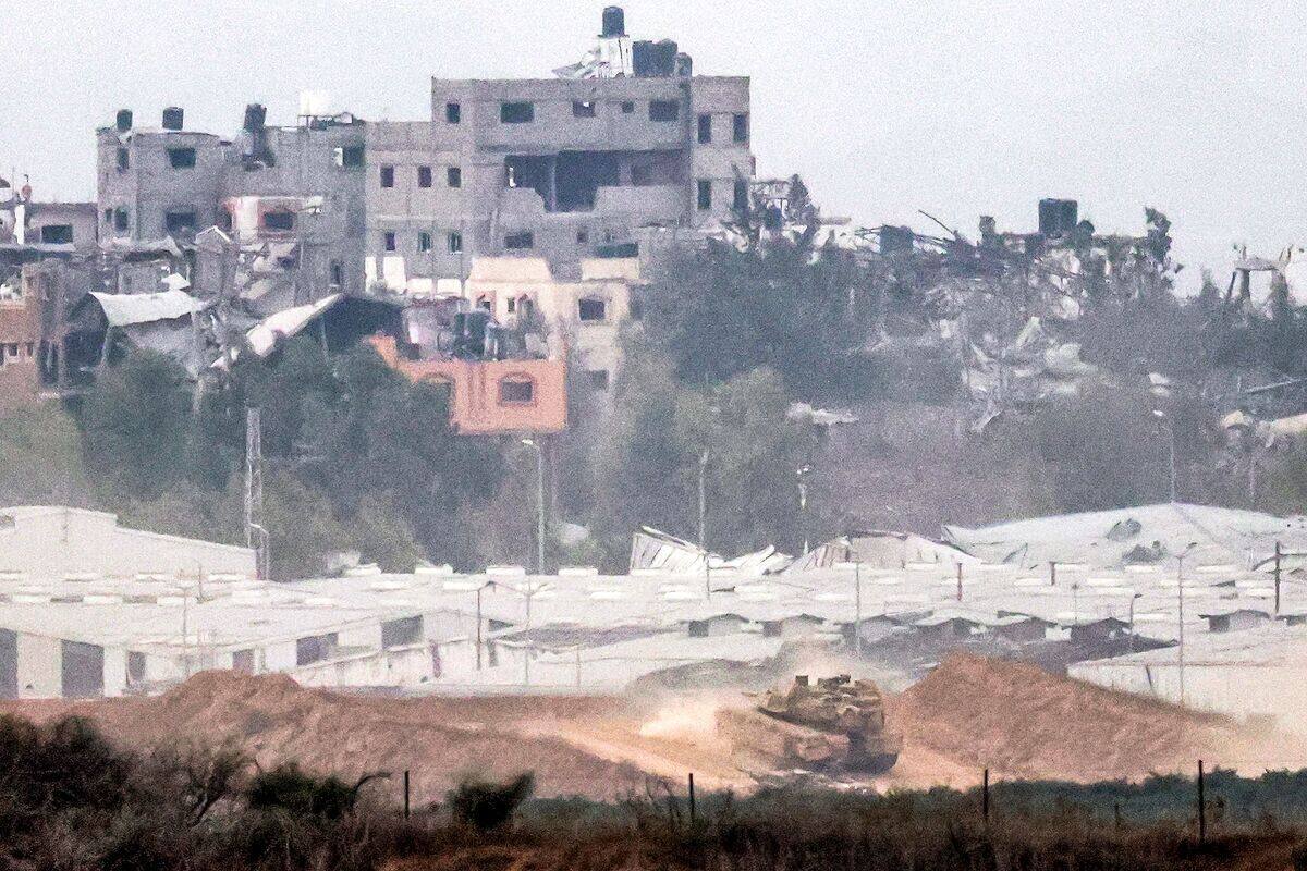 Un bâtiment du plus grand hôpital de Gaza «entièrement détruit» dans ...