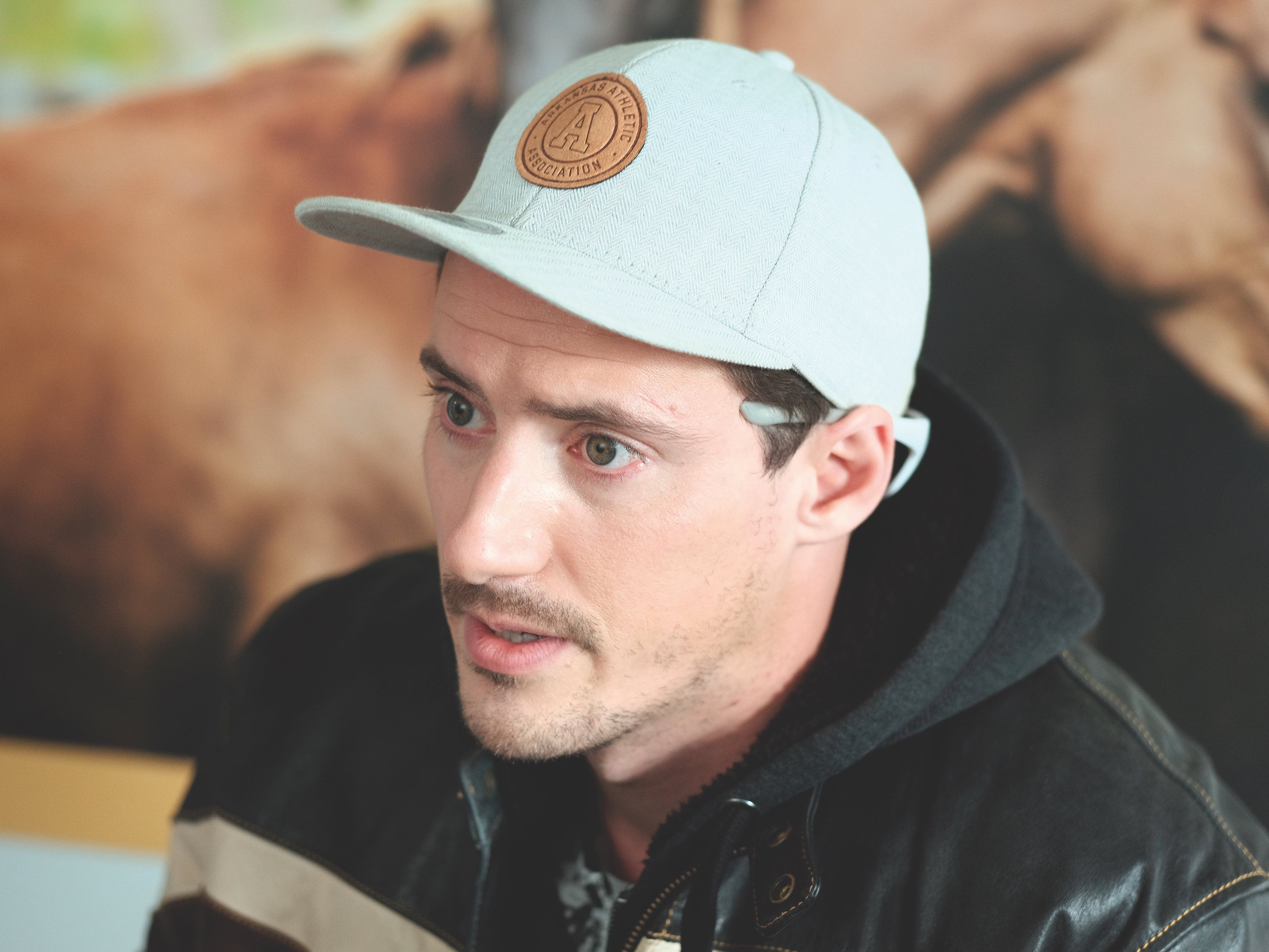 Jean-Michel demeure introuvable dans 5e rang | 7 Jours