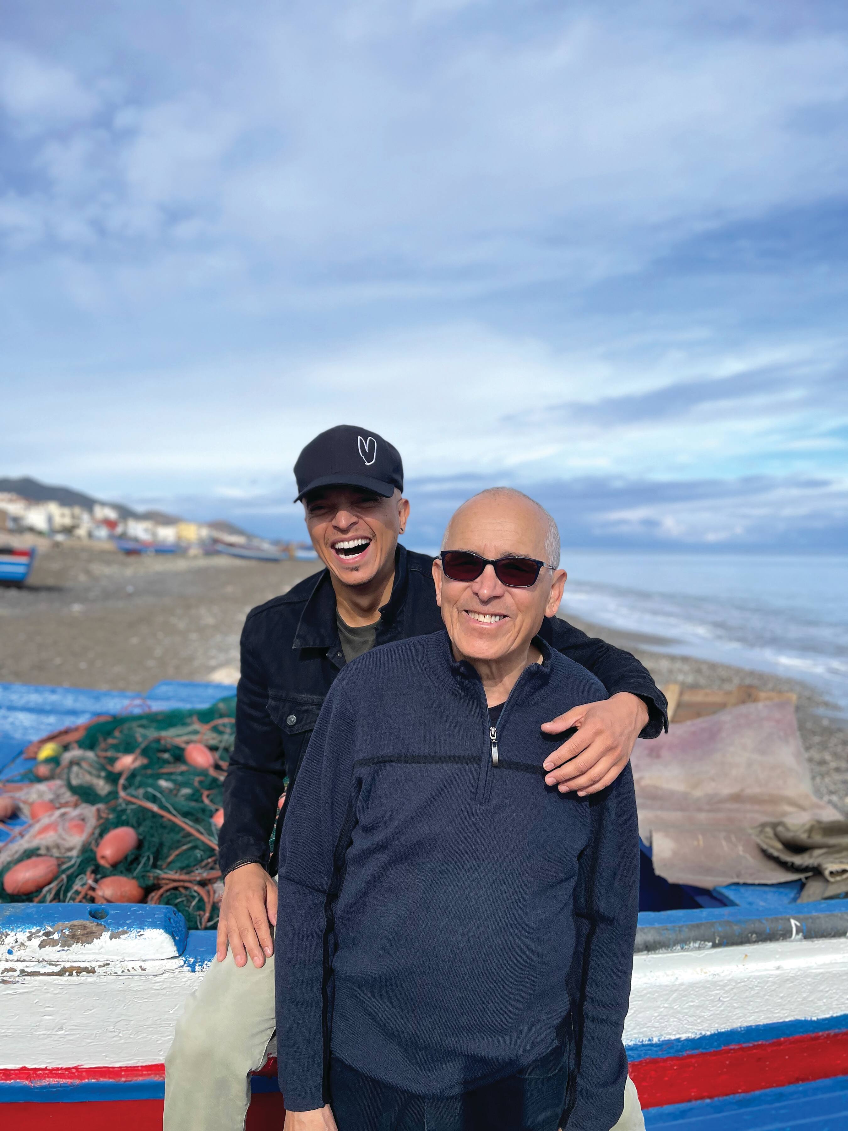 Rachid Badouri et son père en vedette dans cette émission spéciale | 7 ...