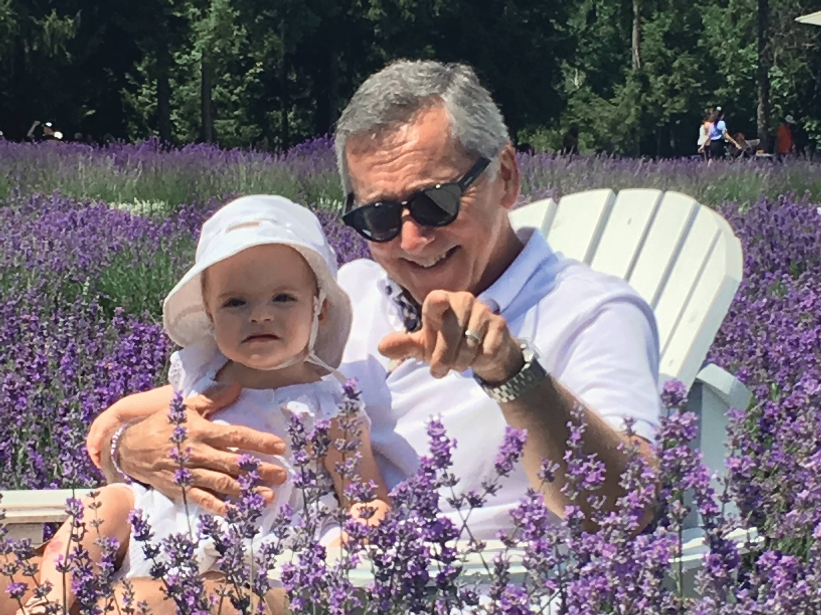 Georges Pothier se confie sur sa nouvelle vie de grand-papa | 7 Jours