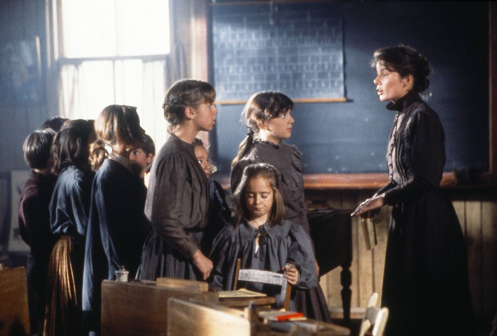 8 personnages de profs inoubliables de la télé québécoise | 7 Jours