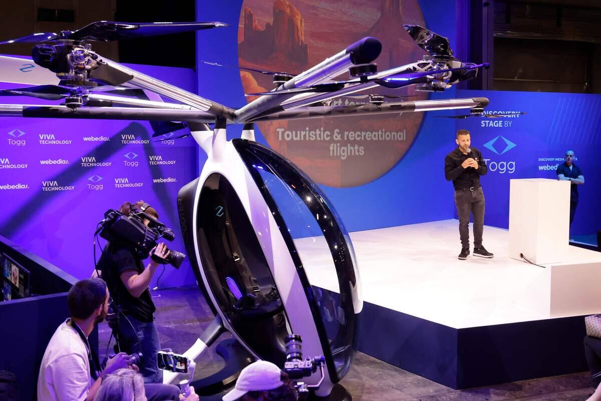 Salon VivaTech: l'inventeur du Flyboard récidive avec le «scooter des ...