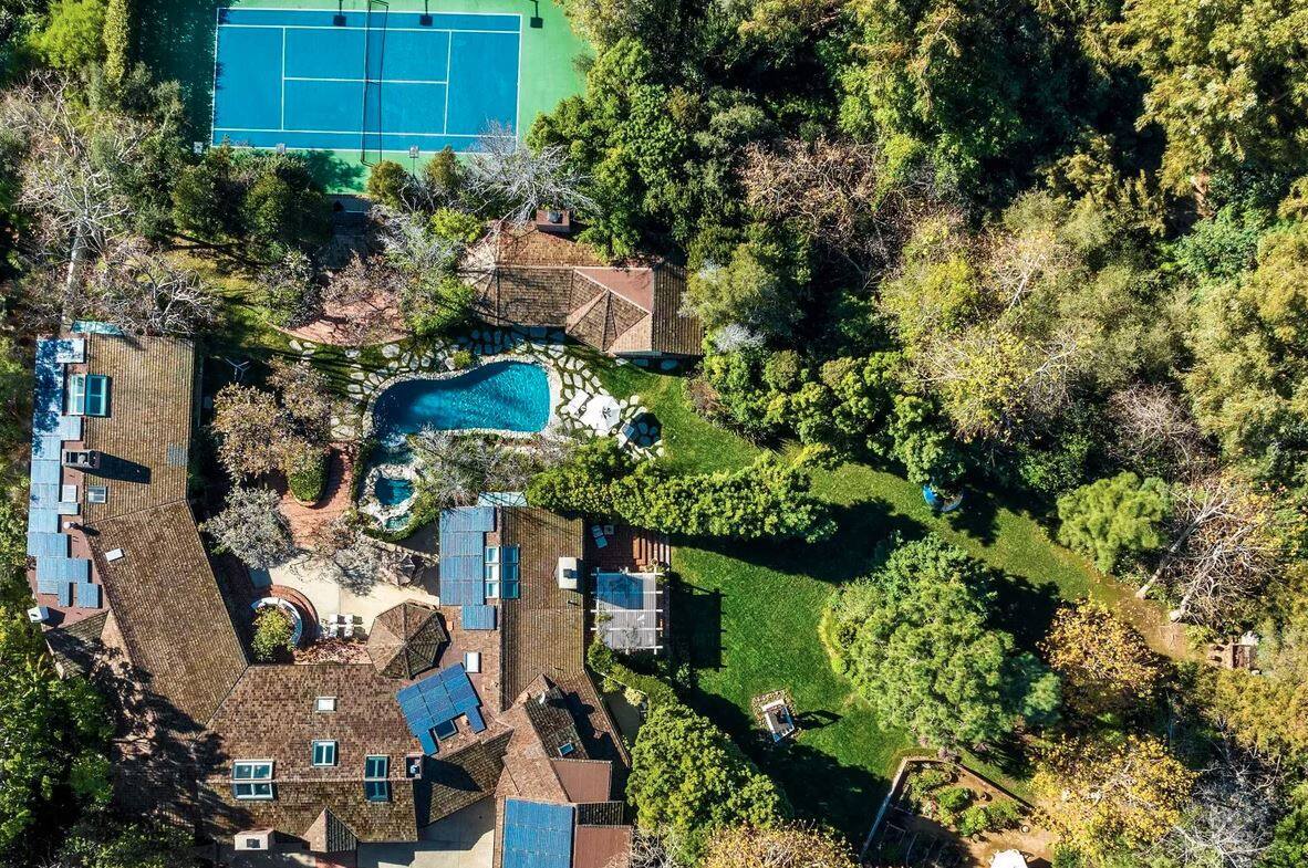Jim Carrey met en vente sa luxueuse maison de Los Angeles pour 28 M$ | JDQ