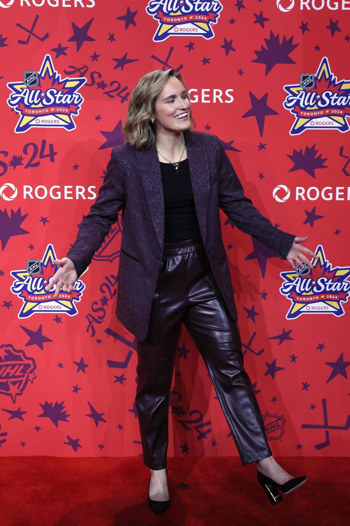 Marie-Philip Poulin demeure associée au Canadien de Montréal - TVA Sports