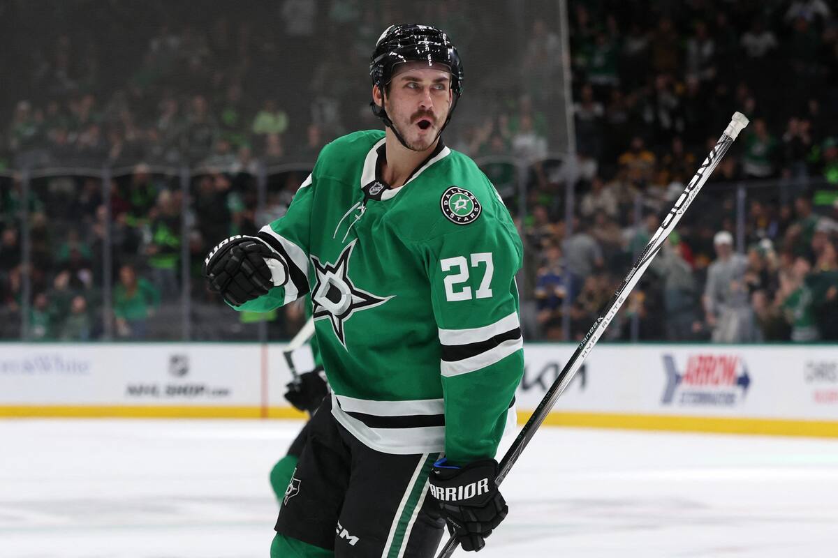 Mason Marchment compatit avec Mark Scheifele - TVA Sports