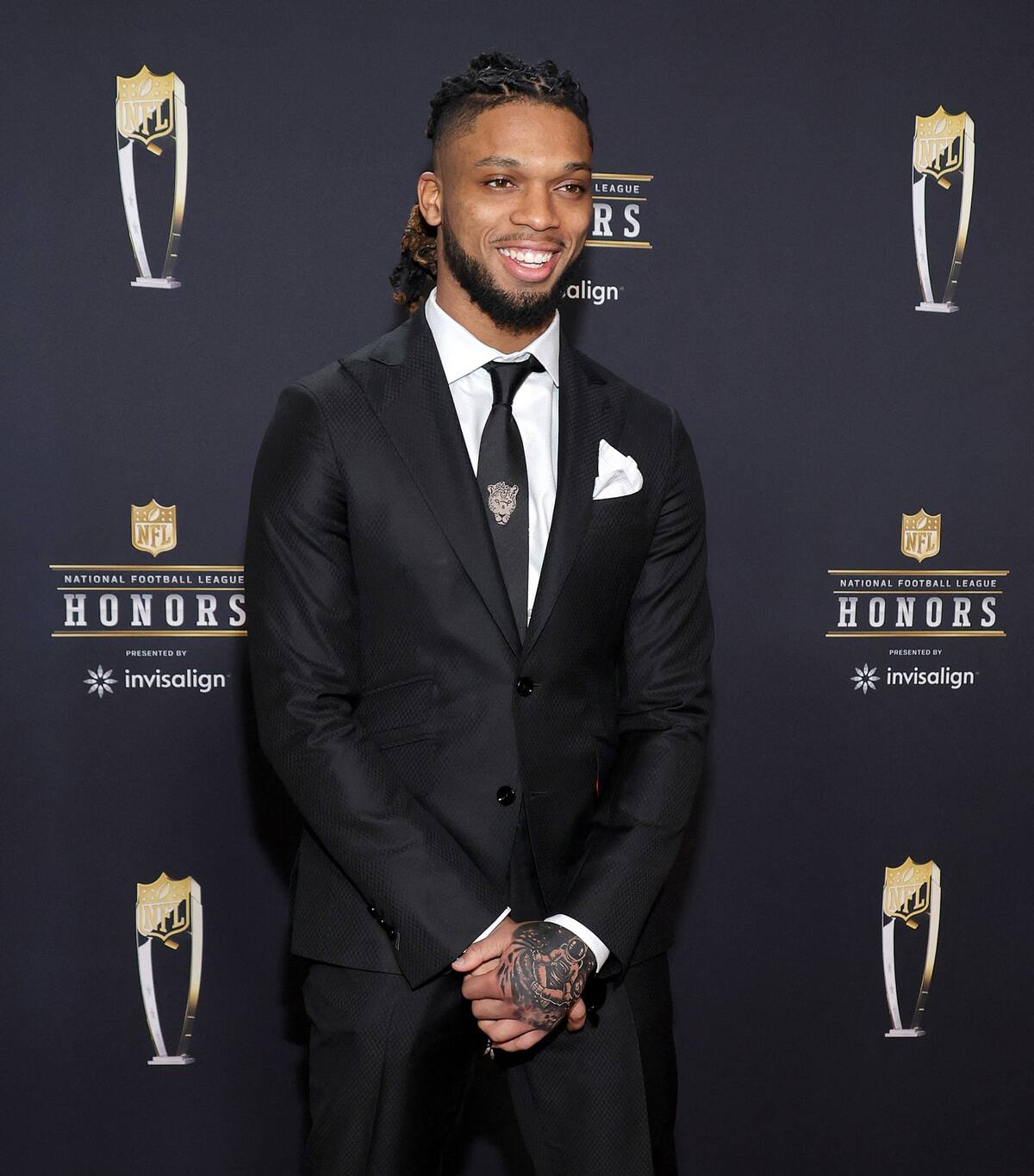 NFL : Damar Hamlin fait une apparition sur scène | JDM