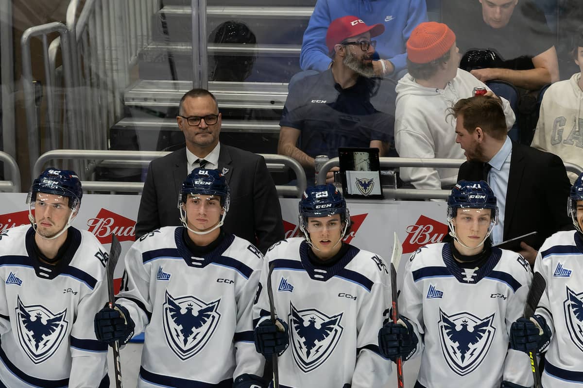 Le Phoenix gâche le réveillon au Centre Vidéotron - TVA Sports