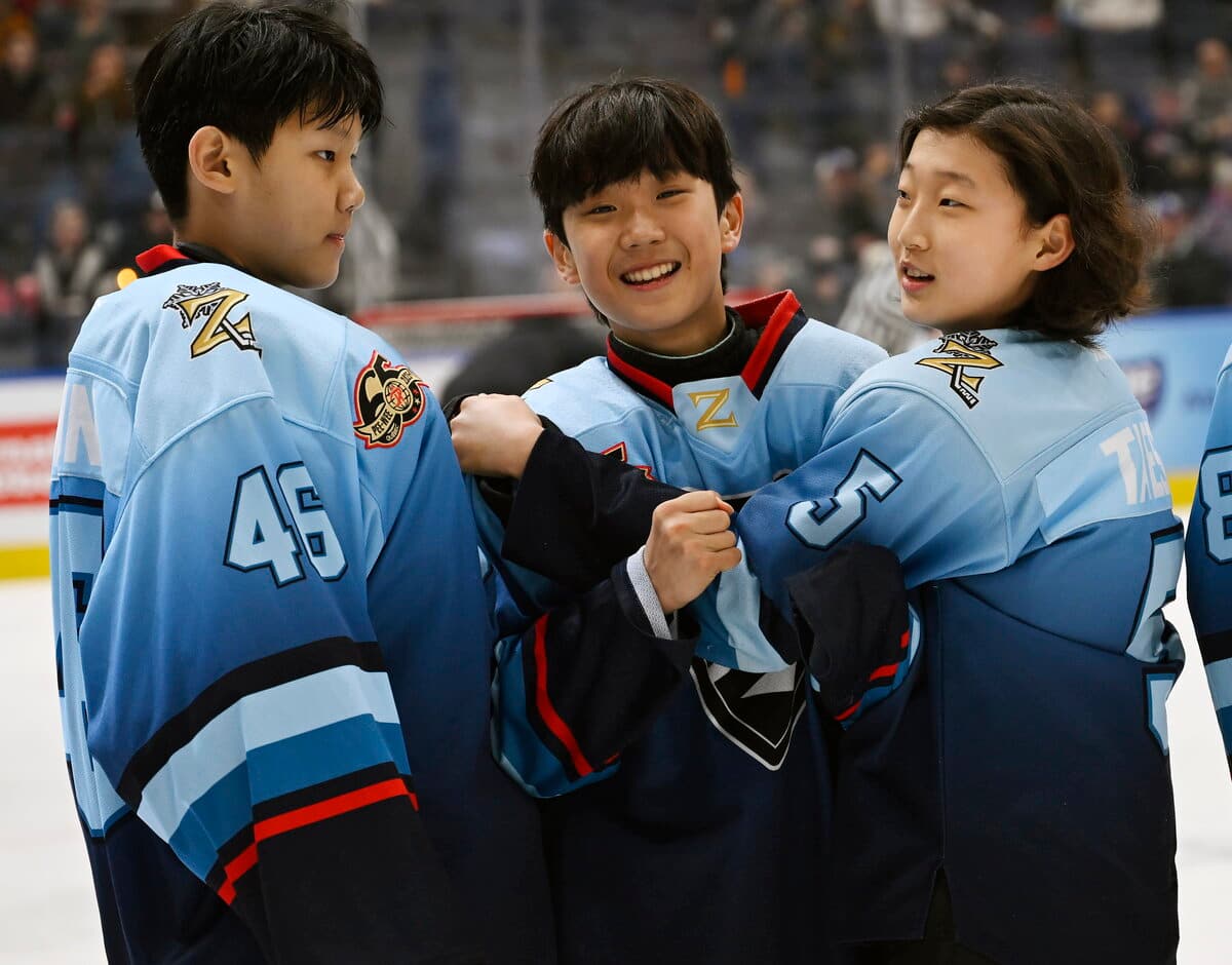 Une grande première au Tournoi pee-wee de Québec avec des champions ...