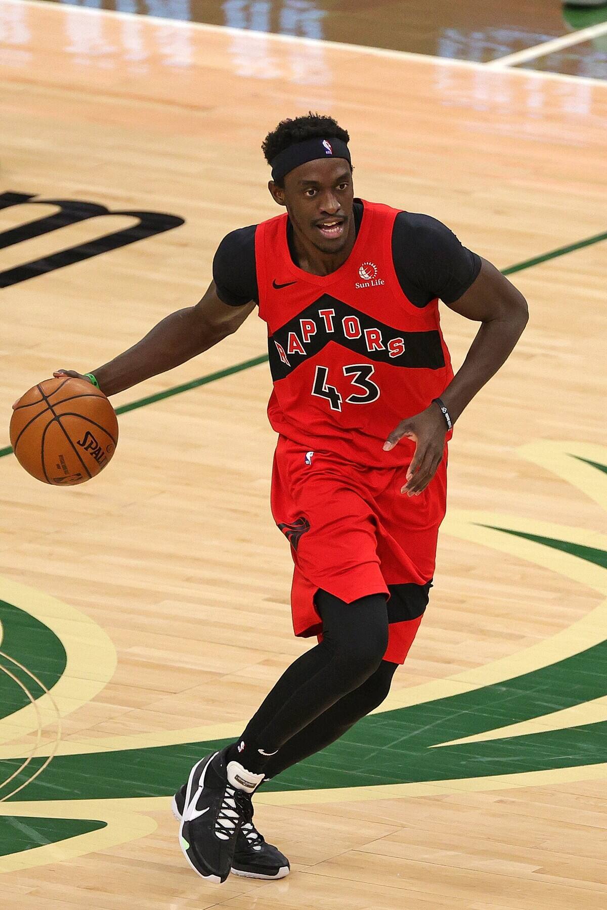 Les Raptors pulvérisent les Warriors - TVA Sports