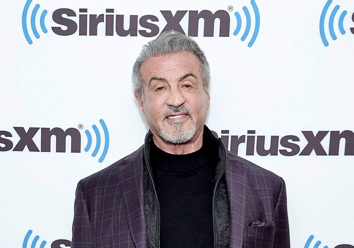 Sylvester Stallone donne des conseils bizarres aux petits amis de ses ...