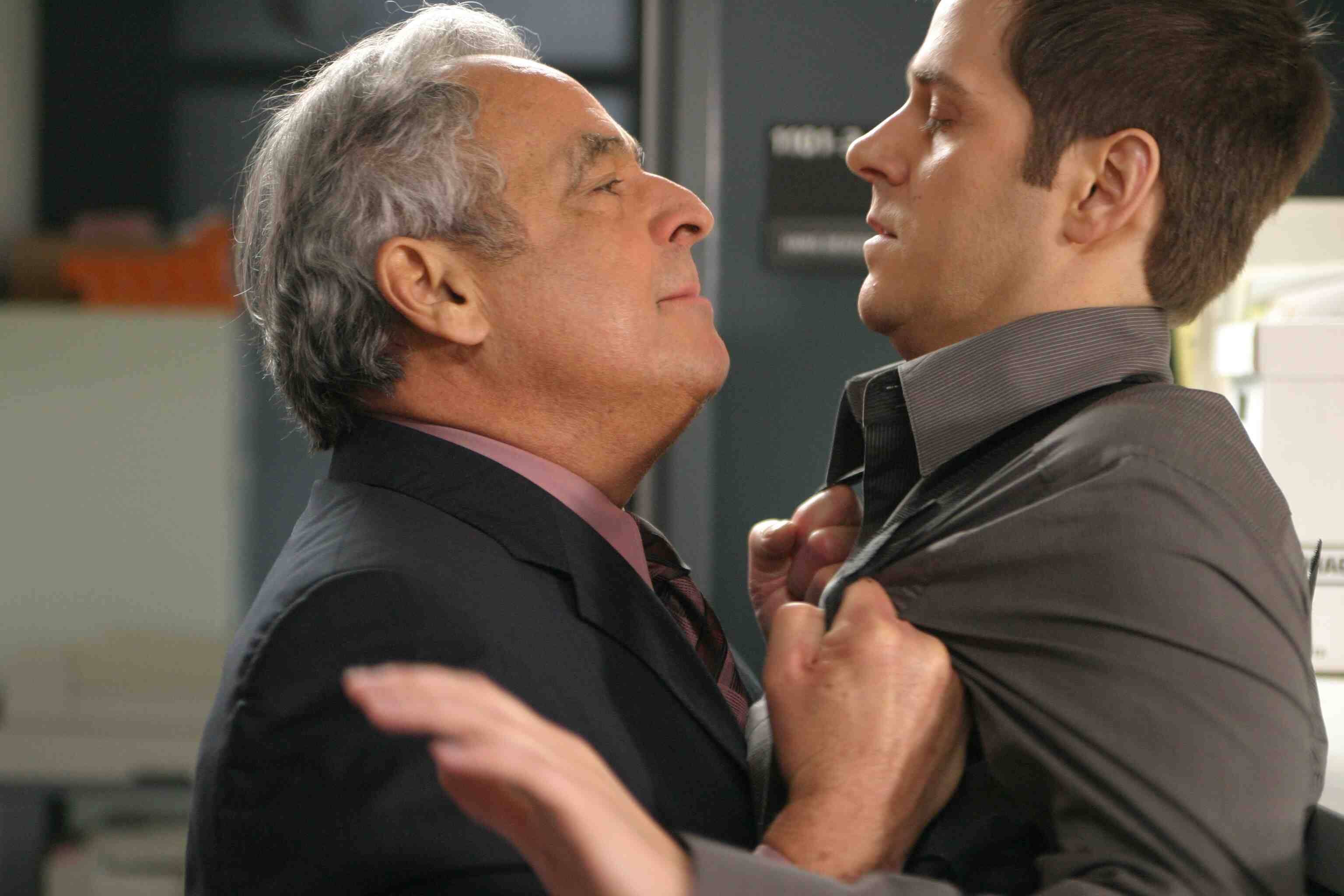 À 80 ans, Raymond Bouchard célèbre 50 ans de carrière | 7 Jours