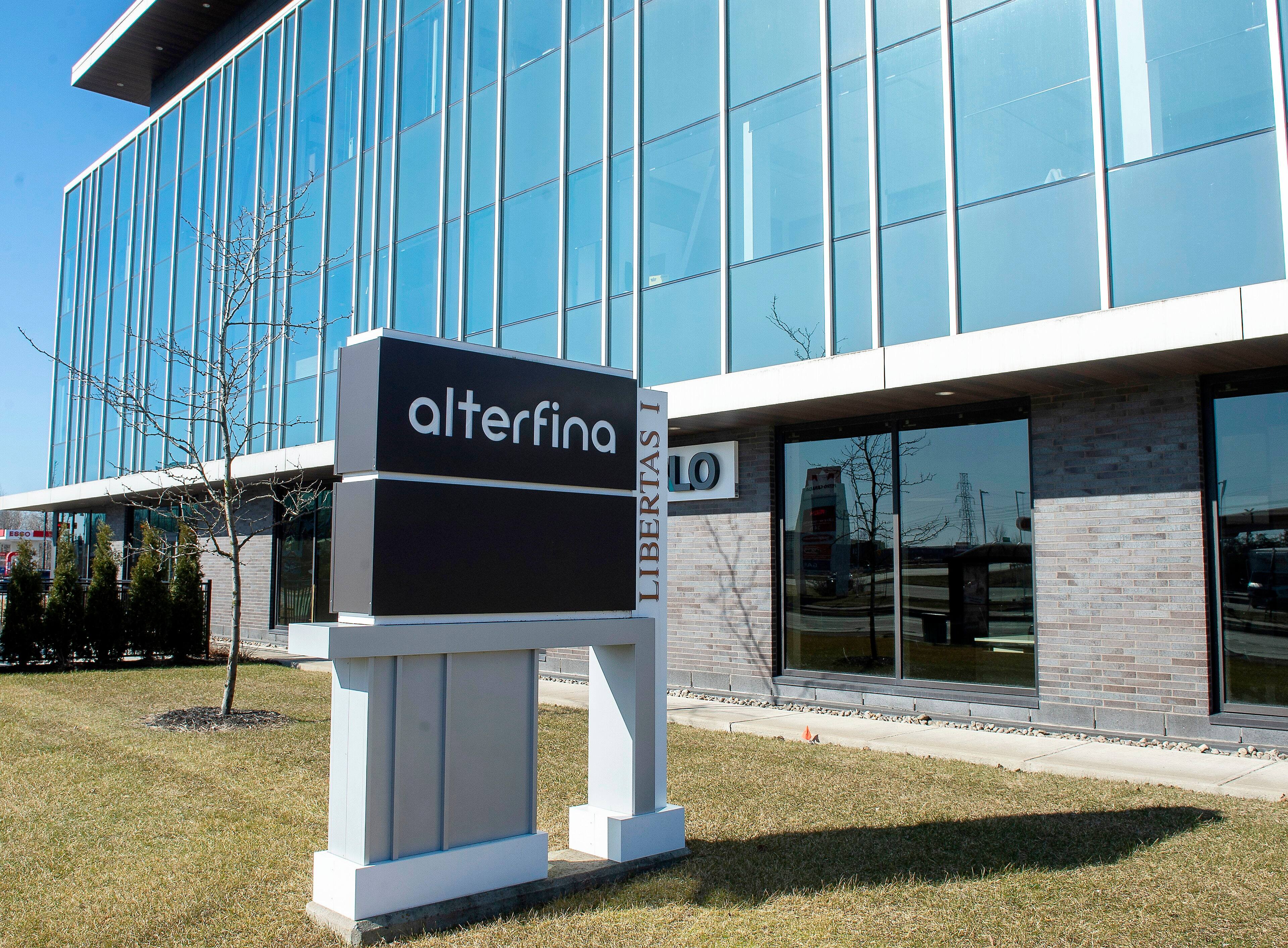 Vivre l’enfer du prêt usuraire: survivre à 220% de taux d’intérêt | JDM