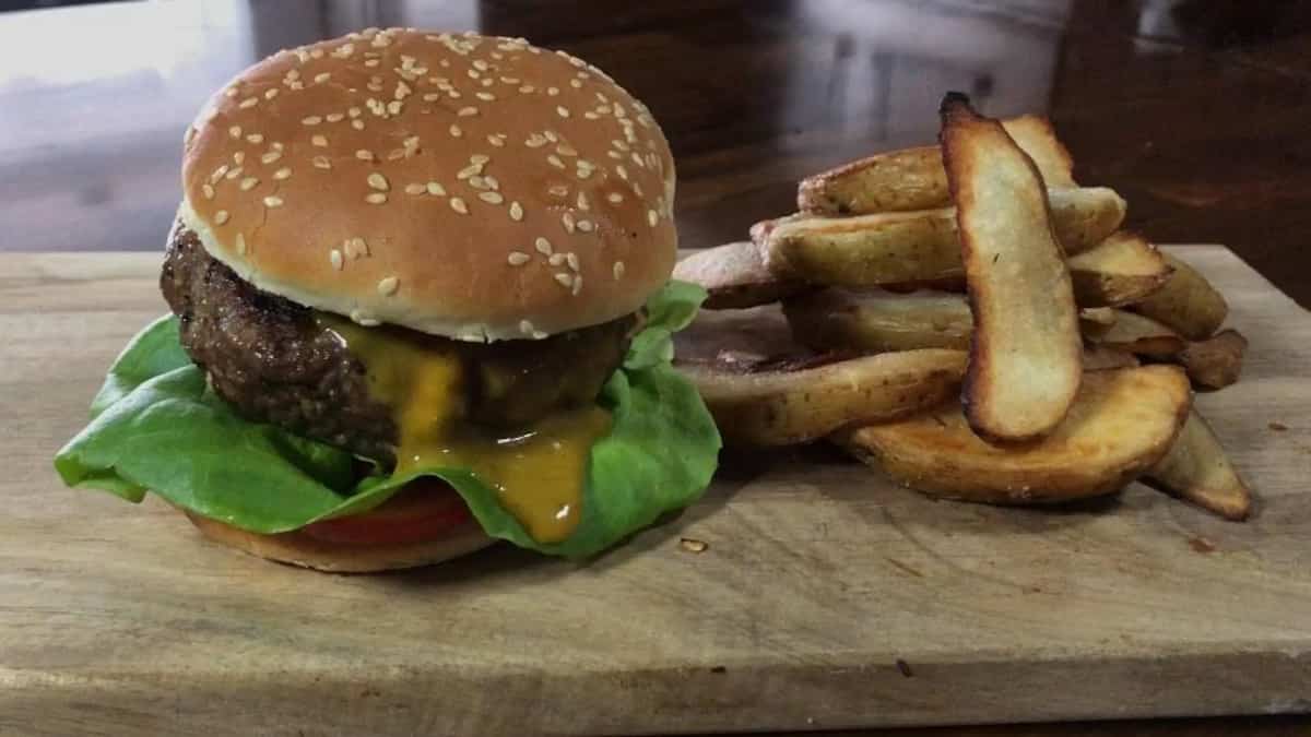 Burger Au Fromage En Grains Et épices Pat Bbq Salut Bonjour