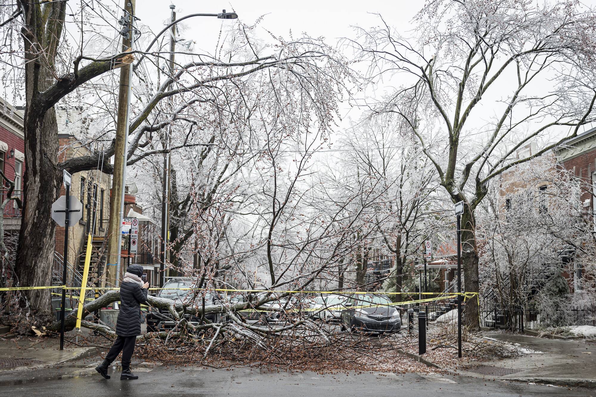 Verglas: à qui peut-on réclamer de l’argent si on perd le contenu de ...